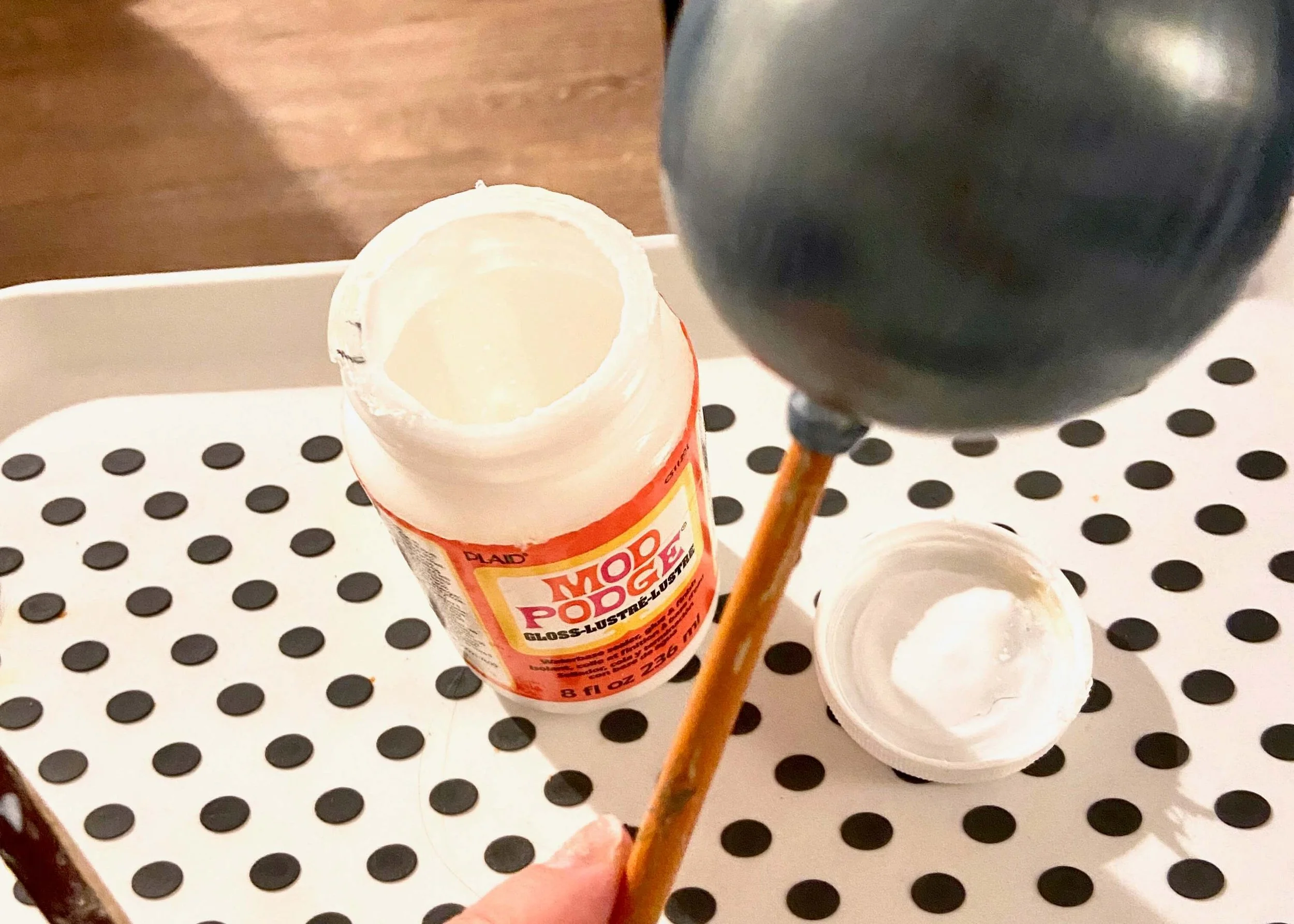 Corrugated Cardboard Bauble Upcycle — ISOSCELLA