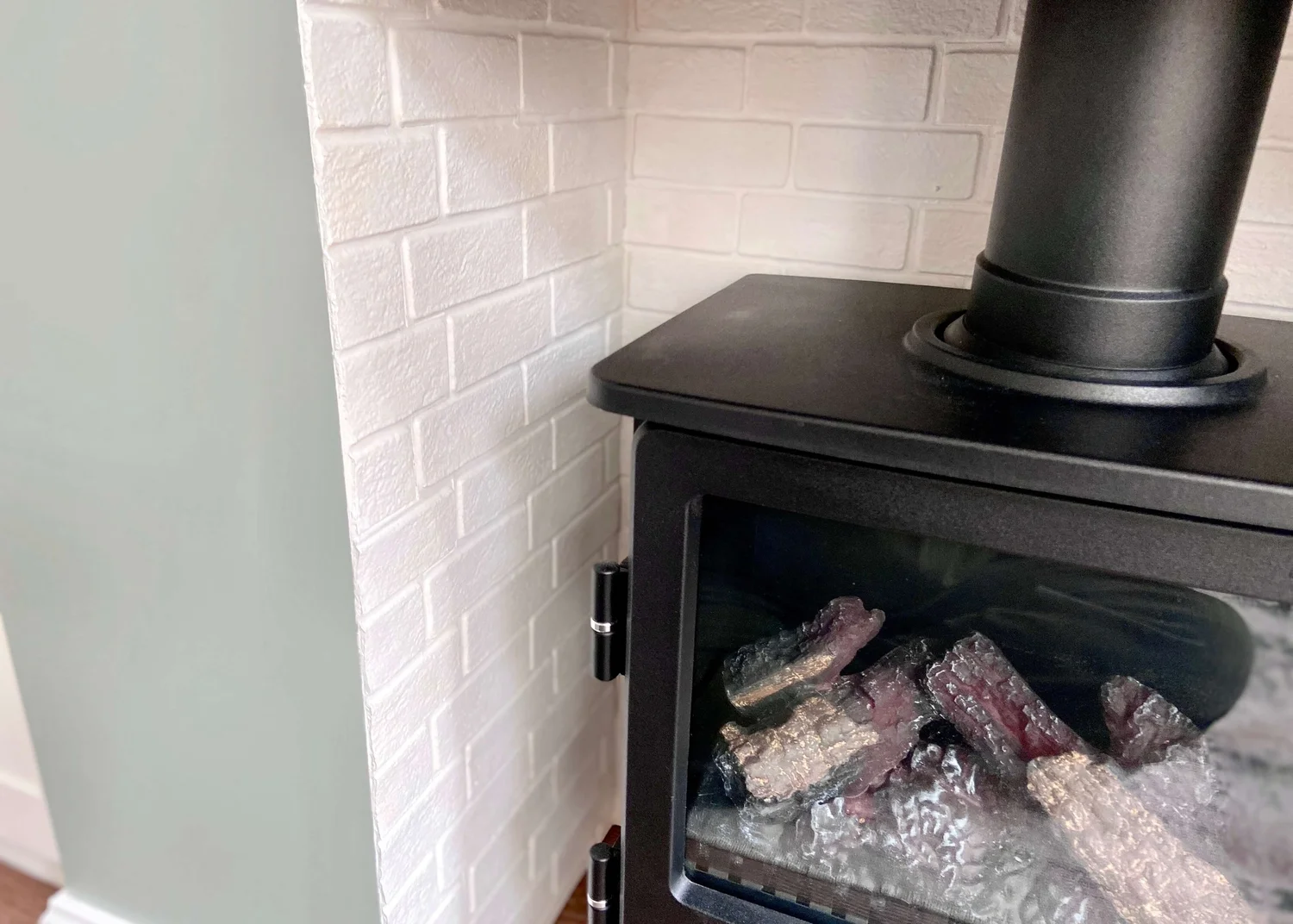 Faux Brick Effect Fireplace — ISOSCELLA