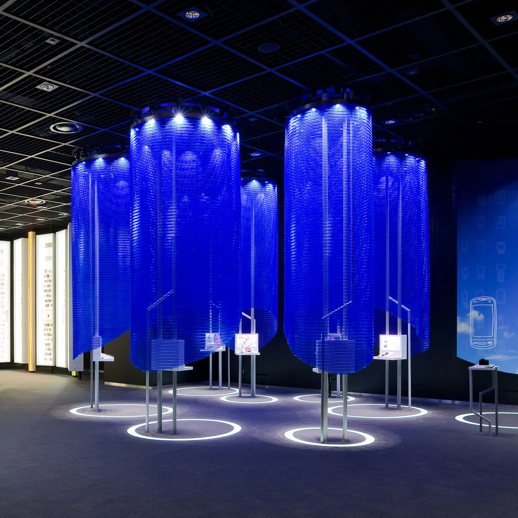 Custom blue mesh pods for Samsung Showroom — Kaynemaile Architectural Mesh