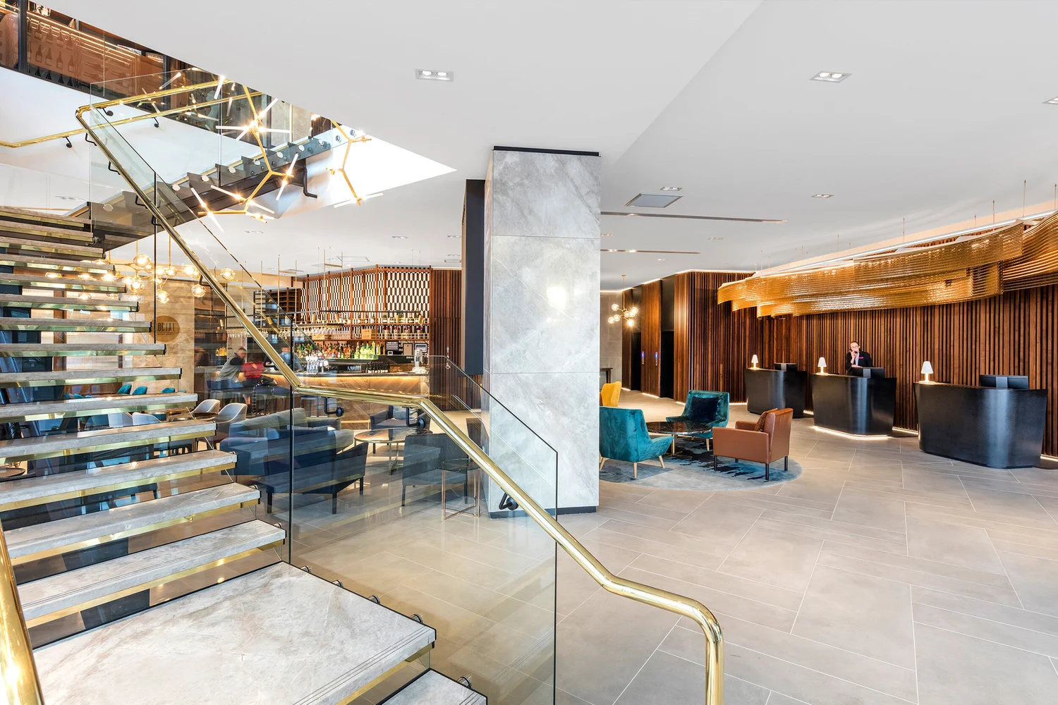 Architectural Mesh Ceiling Feature for Crowne Plaza Hotel — Kaynemaile ...