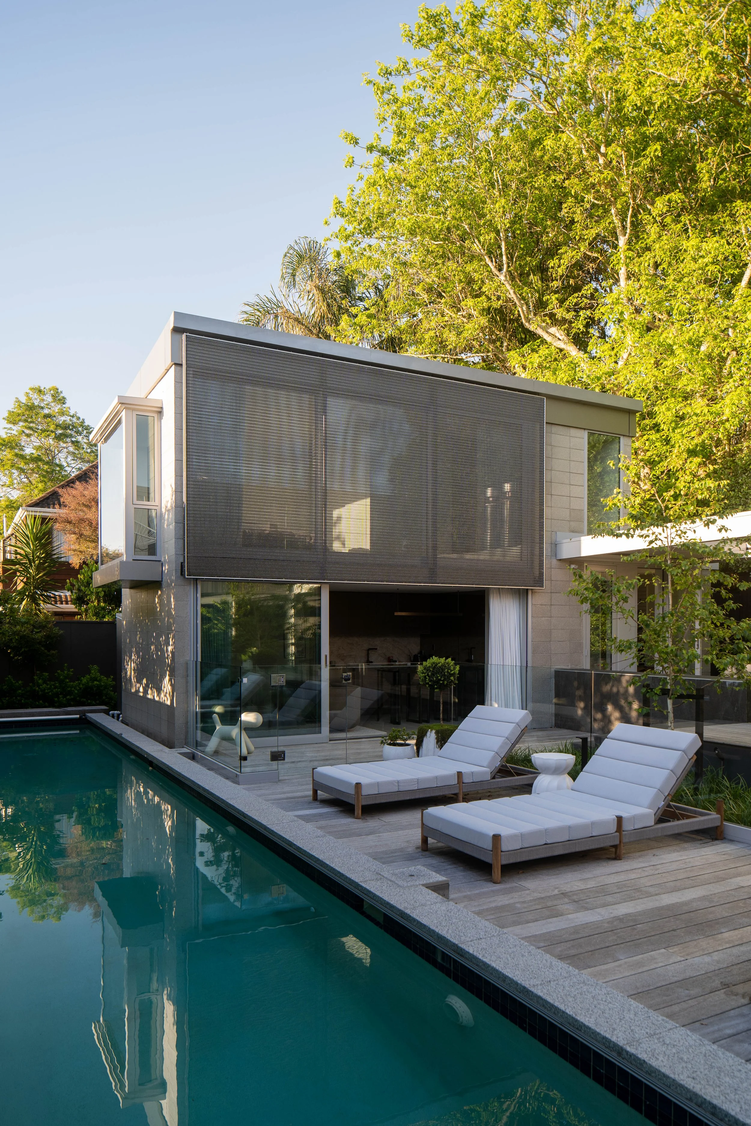 Stunning mesh screen for a stunning home — Kaynemaile Architectural Mesh