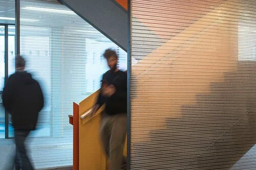 Kaynemaile Framed Screens with RE/8 architectural mesh — Kaynemaile ...