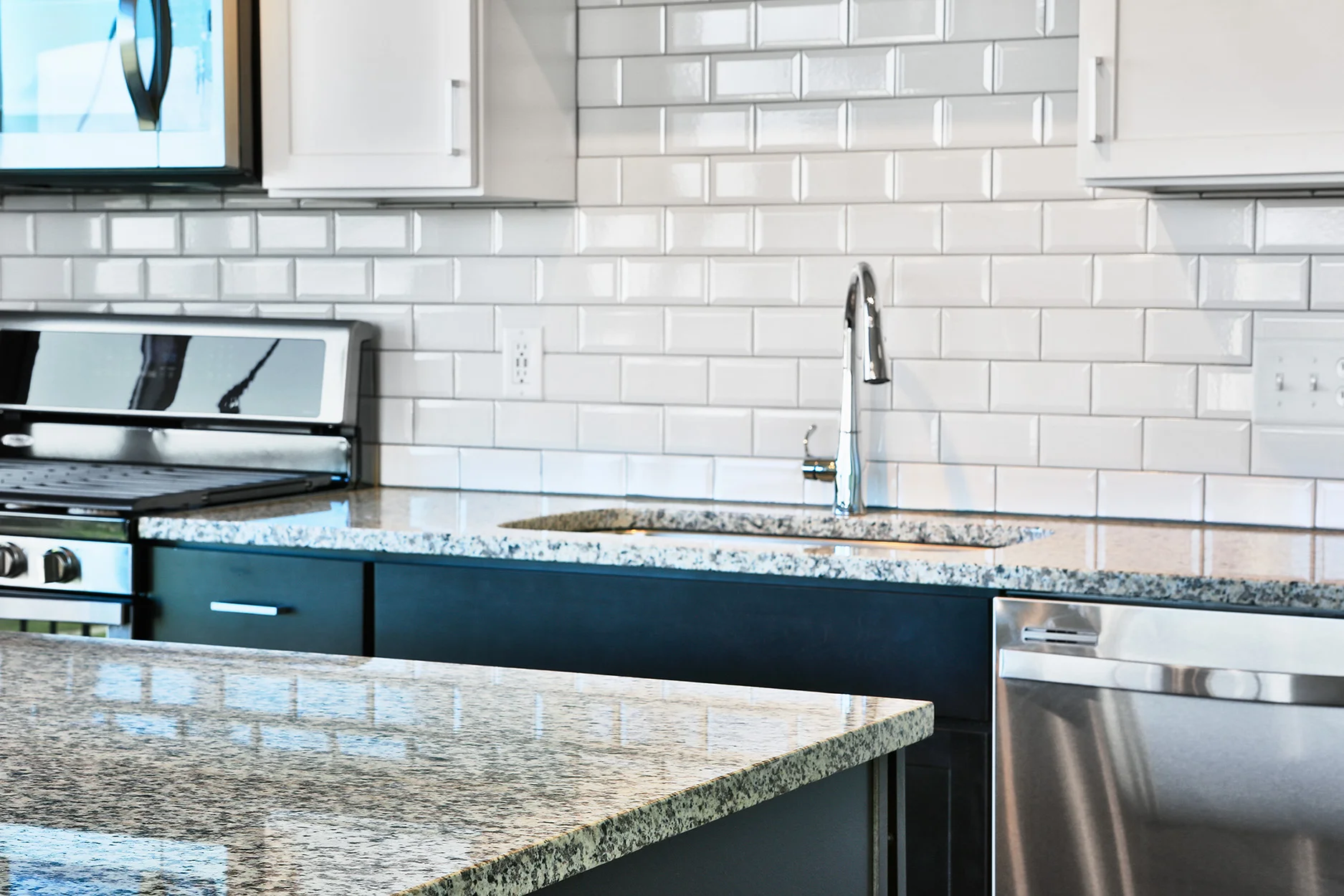 Cabinets and Countertops for Apartments, Condos, Hotels and Retail ...