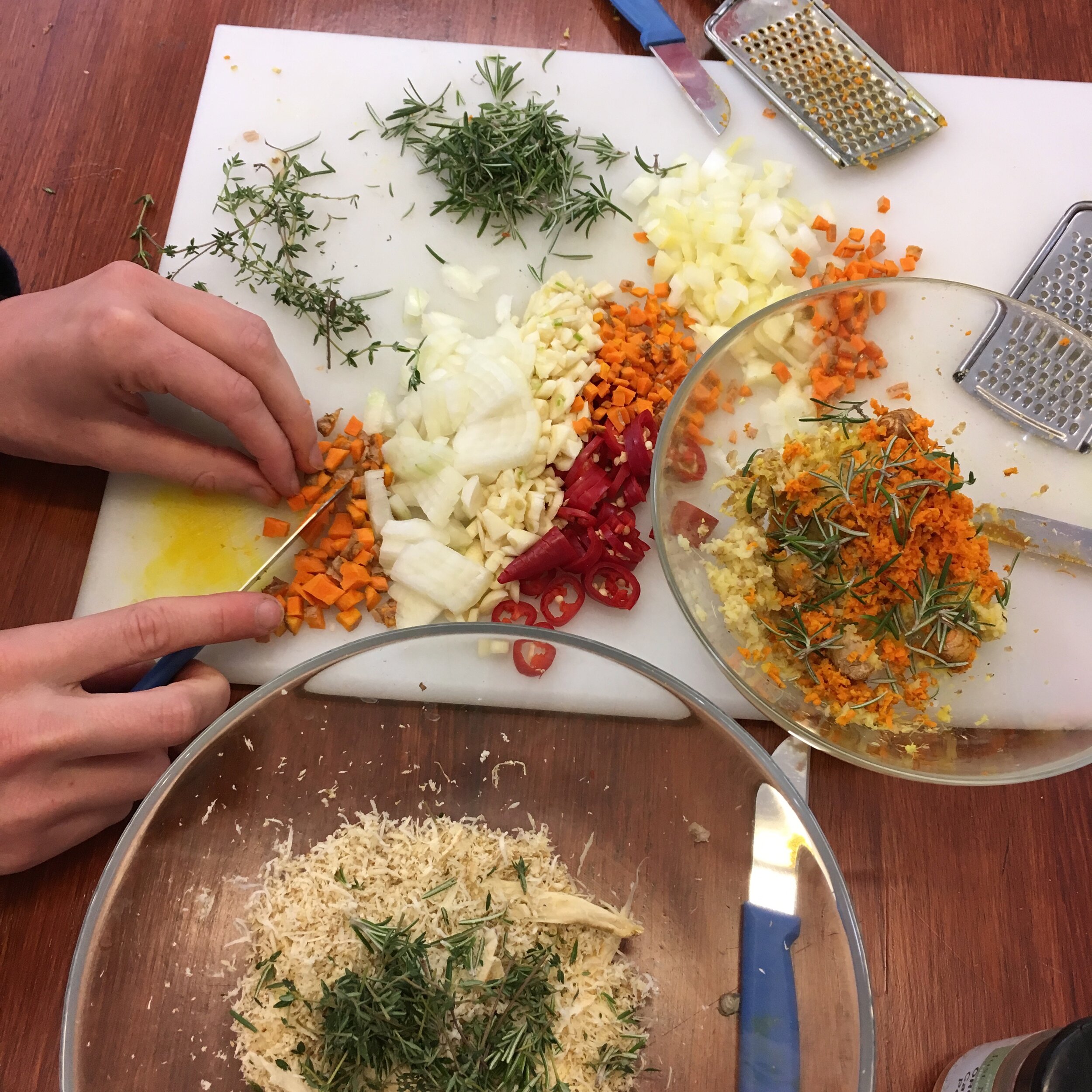 Boosting health with herbs: make your own autumn remedies — Hackney Herbal