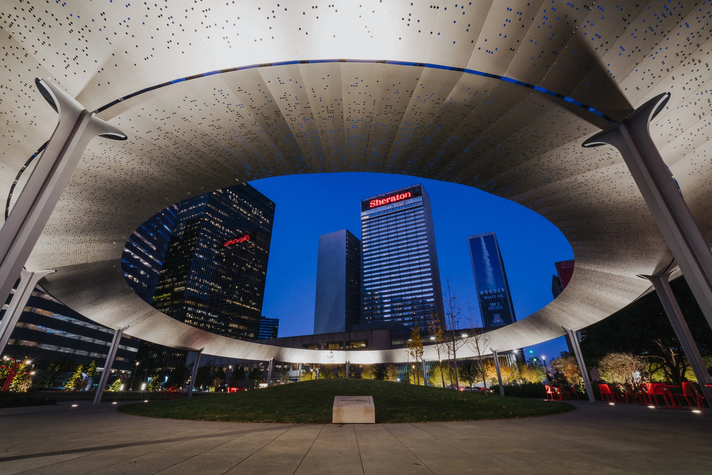 everybody loves raymo