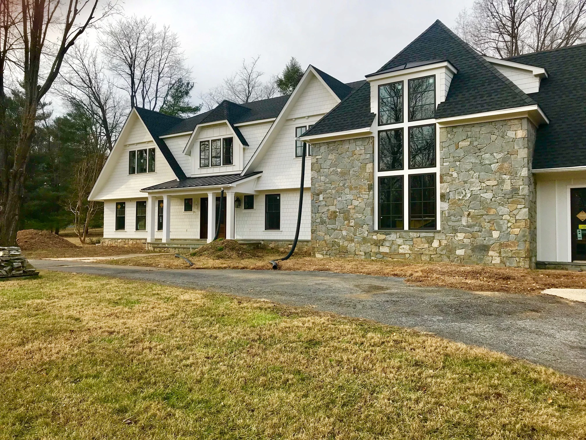 DRAKAKIS ARCHITECTURE LLC