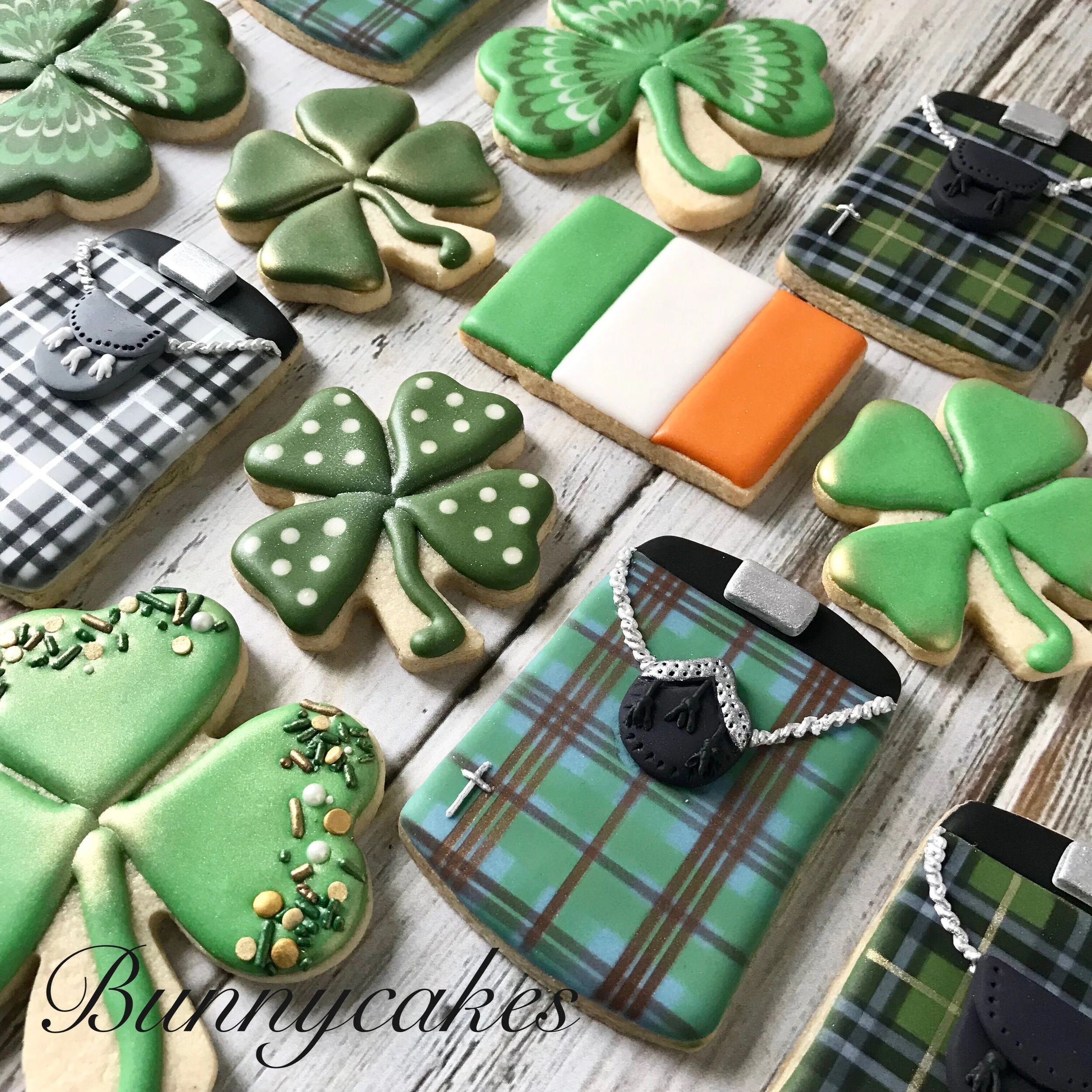 Custom Cookies — Bunnycakes