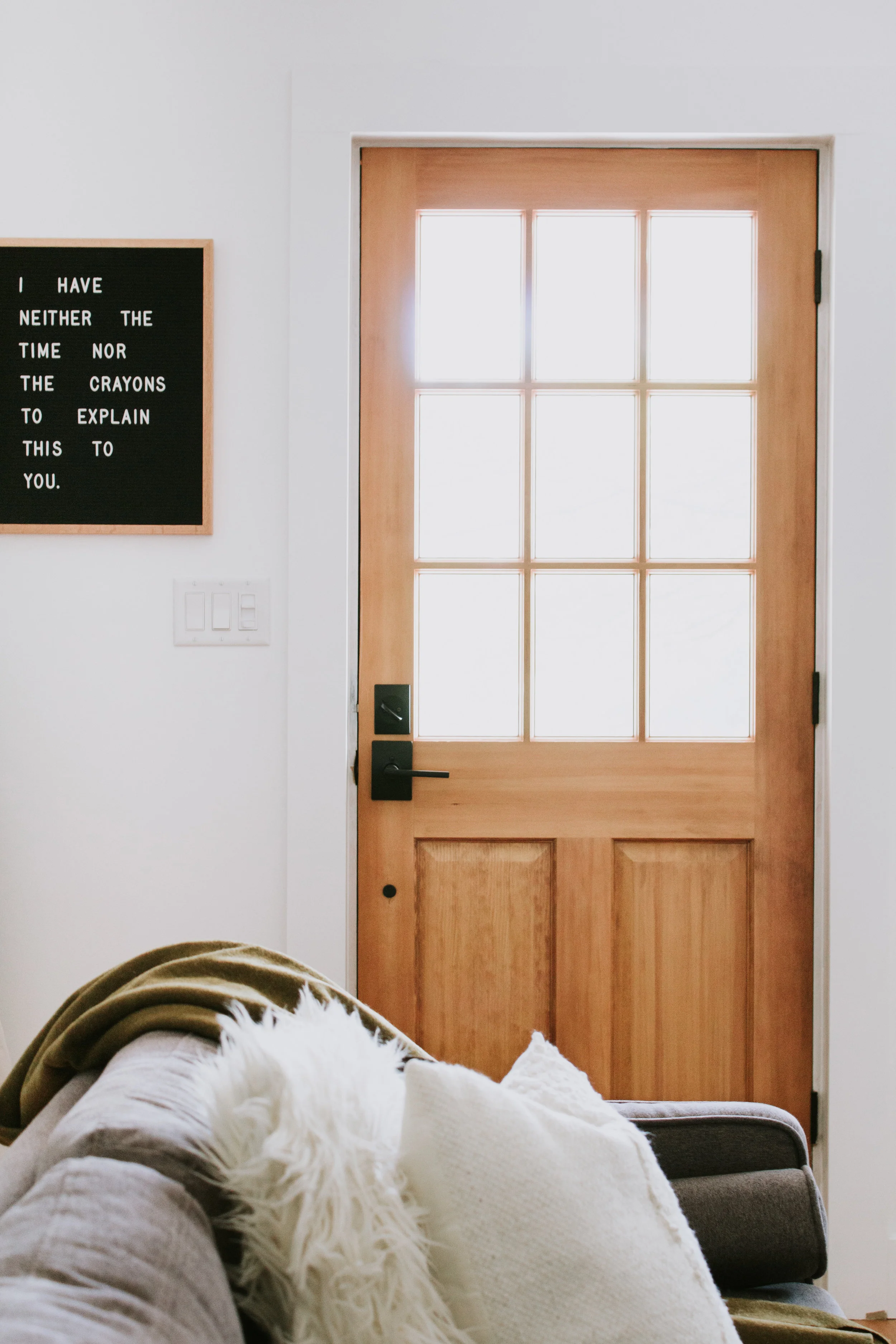 THE MOST BUDGET FRIENDLY WOOD DOOR YOU'LL FIND - Nadine Stay