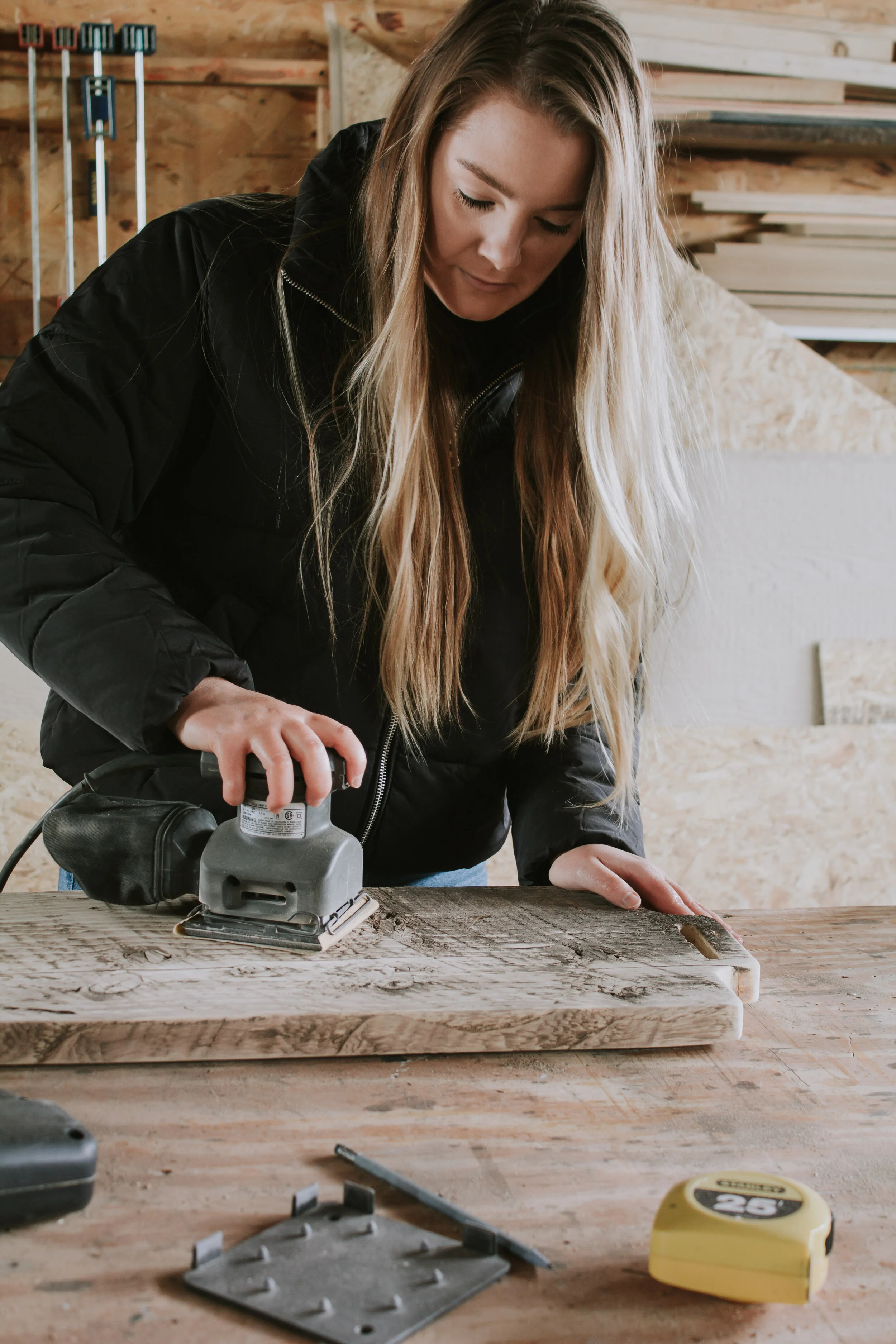 DIY AGED BREADBOARDS 2 WAYS: FOOD SAFE + DECORATIVE - Nadine Stay