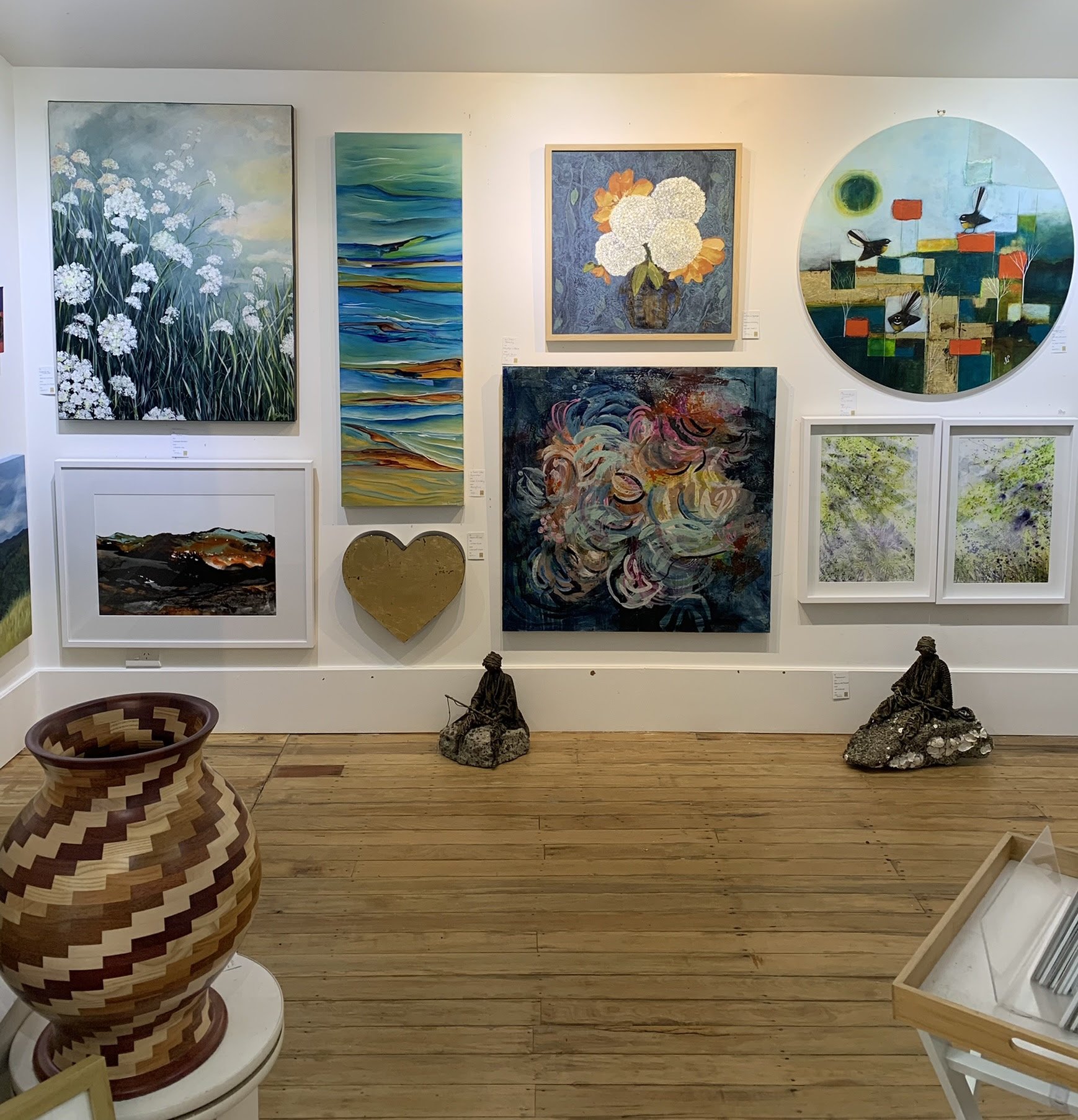 Art Gallery — Tairua Information Centre