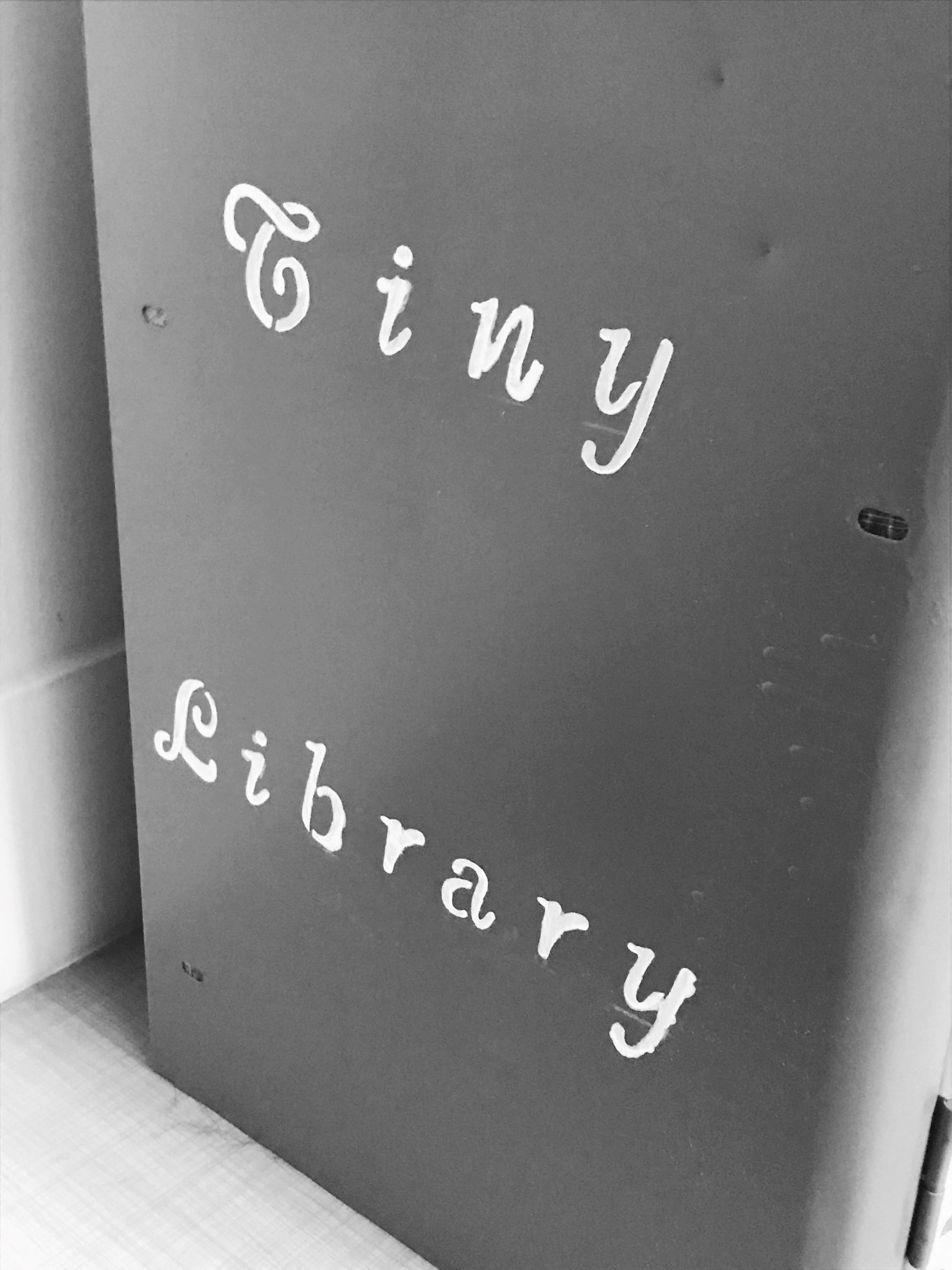 A Tiny Library A Sweet Little Life a-tiny-library-a-sweet-little-life
