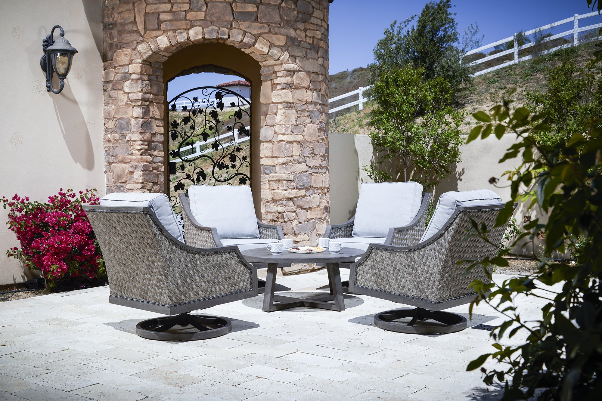 Renaissance Outdoor Patio Dining Set