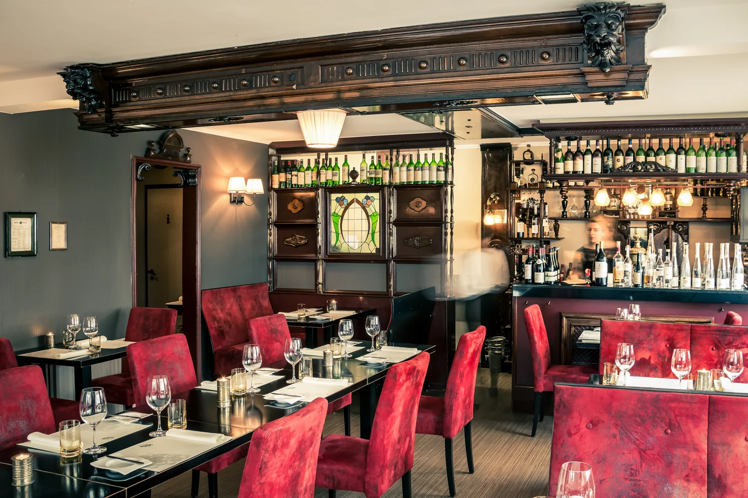 Service & Kontakt — Das Kleine Lokal