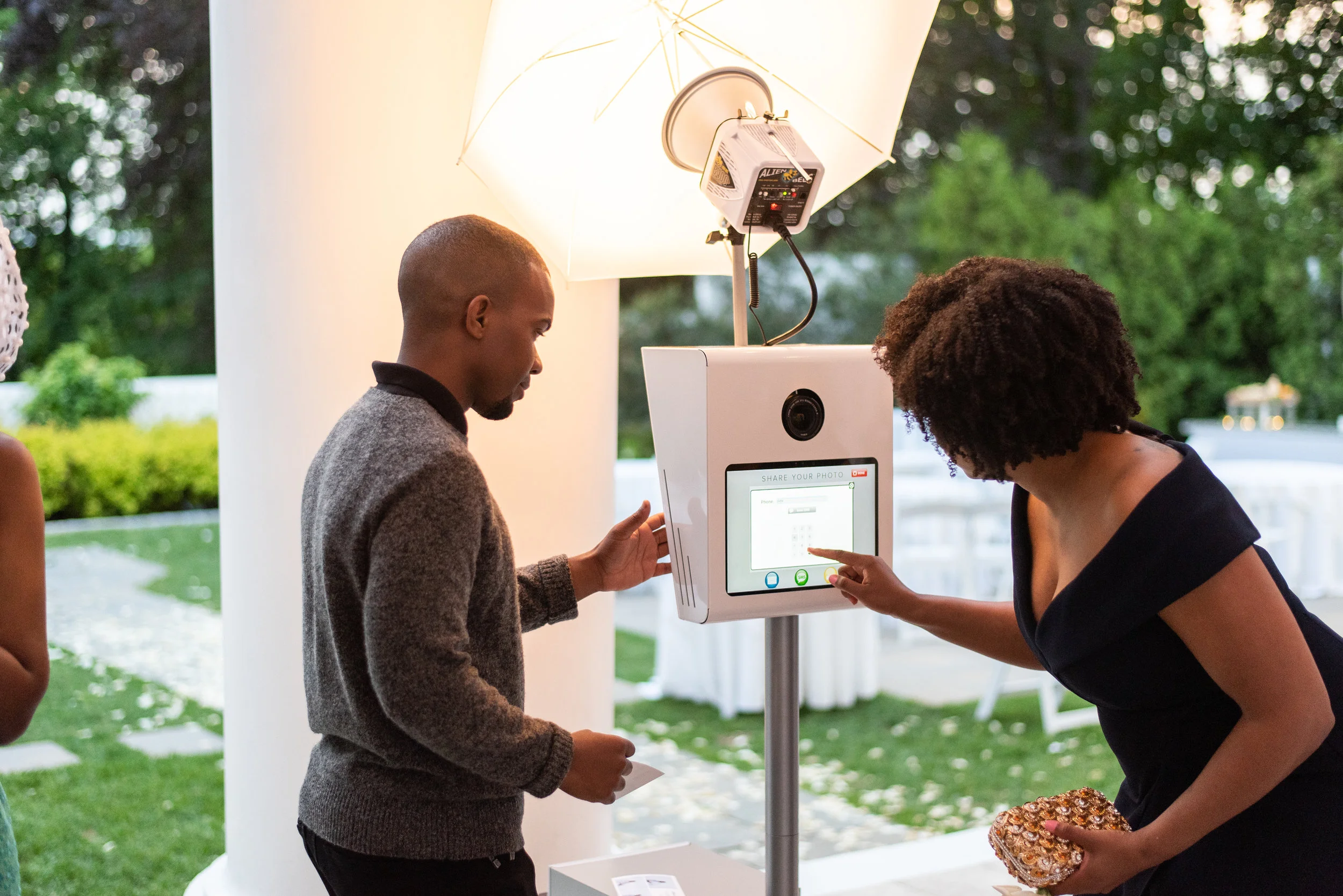 About Us — JJ Pixx Photo Booth