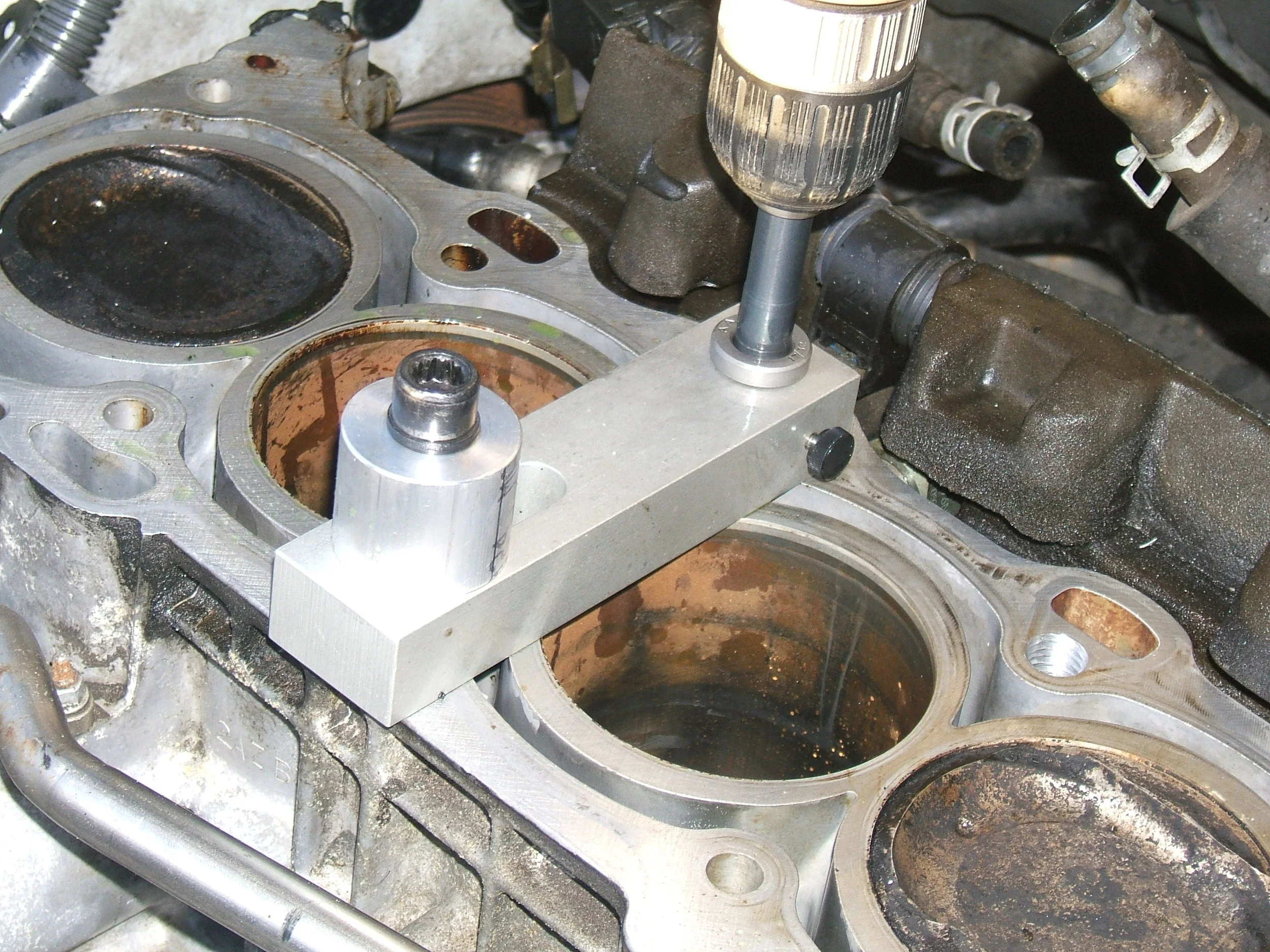 PICTURES & VIDEOS HEAD BOLT THREAD REPAIR — NS300L™ PROFESSIONAL ...