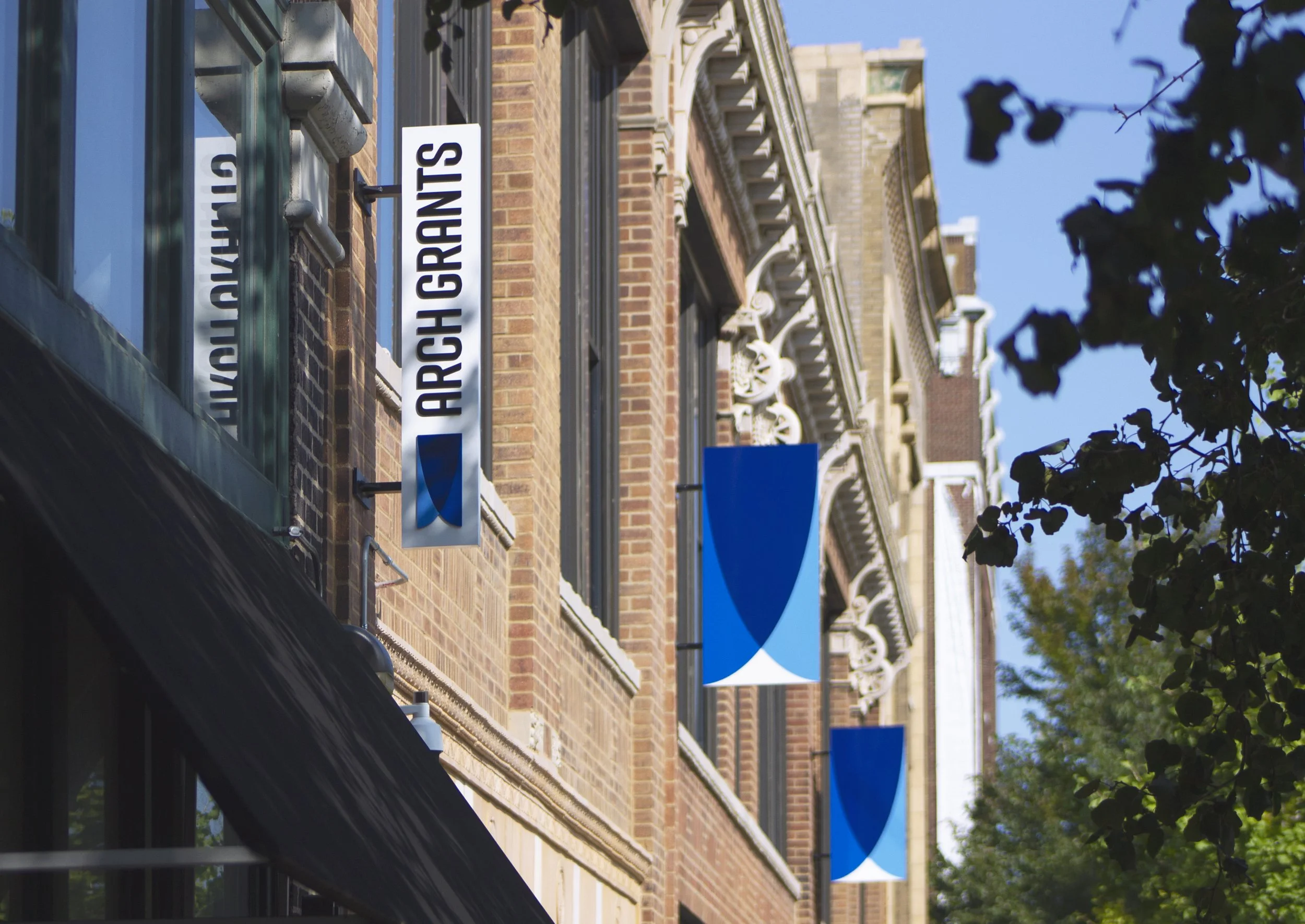 Arch Grants — ARCTURIS