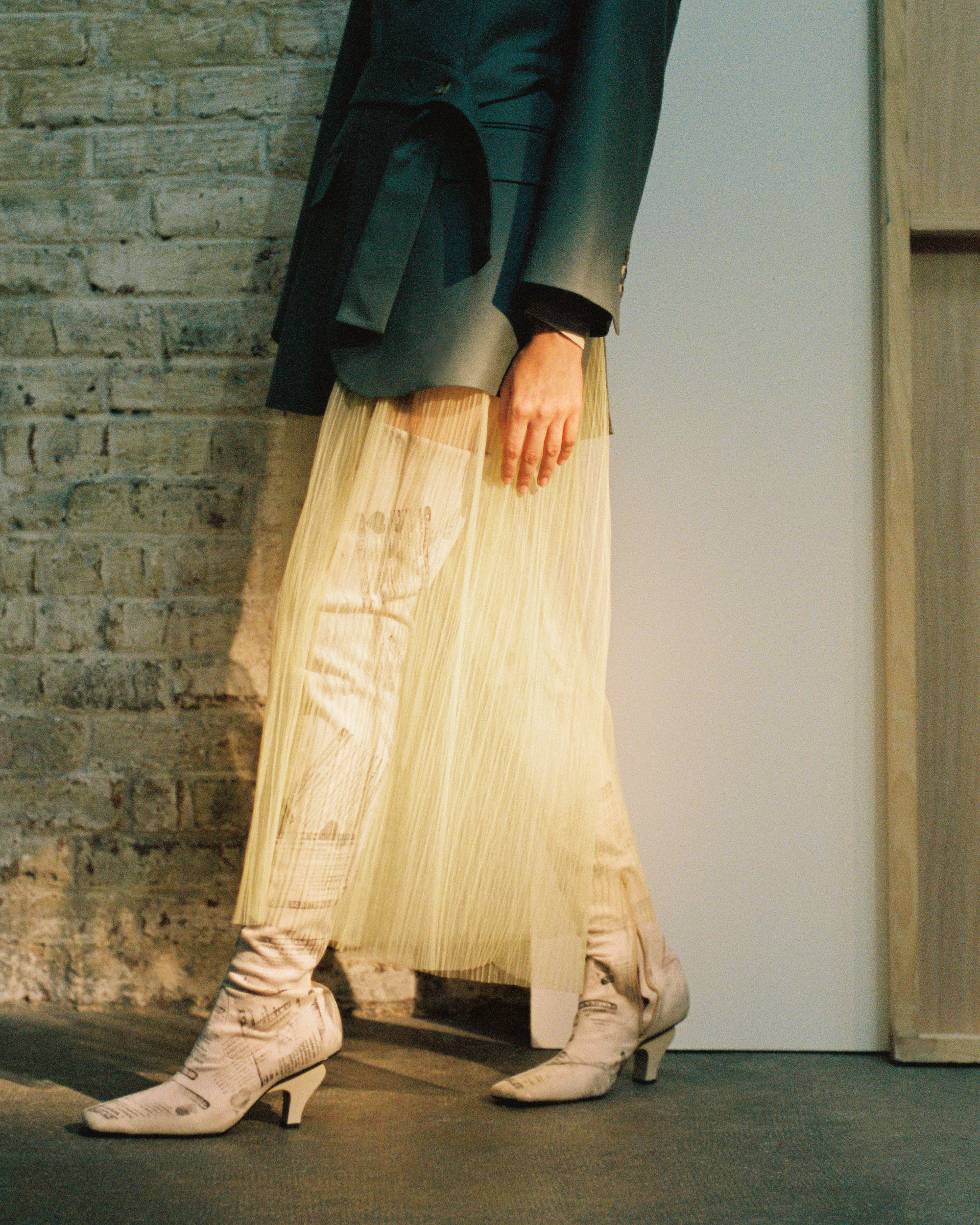 Gabi by Photographer Jérémy Esteve — anniversary magazine