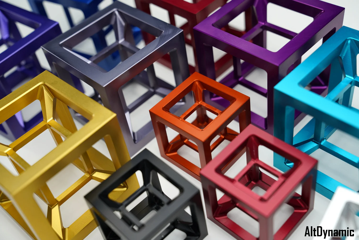 Tesseract: A Glimpose of 4D Hyperspace