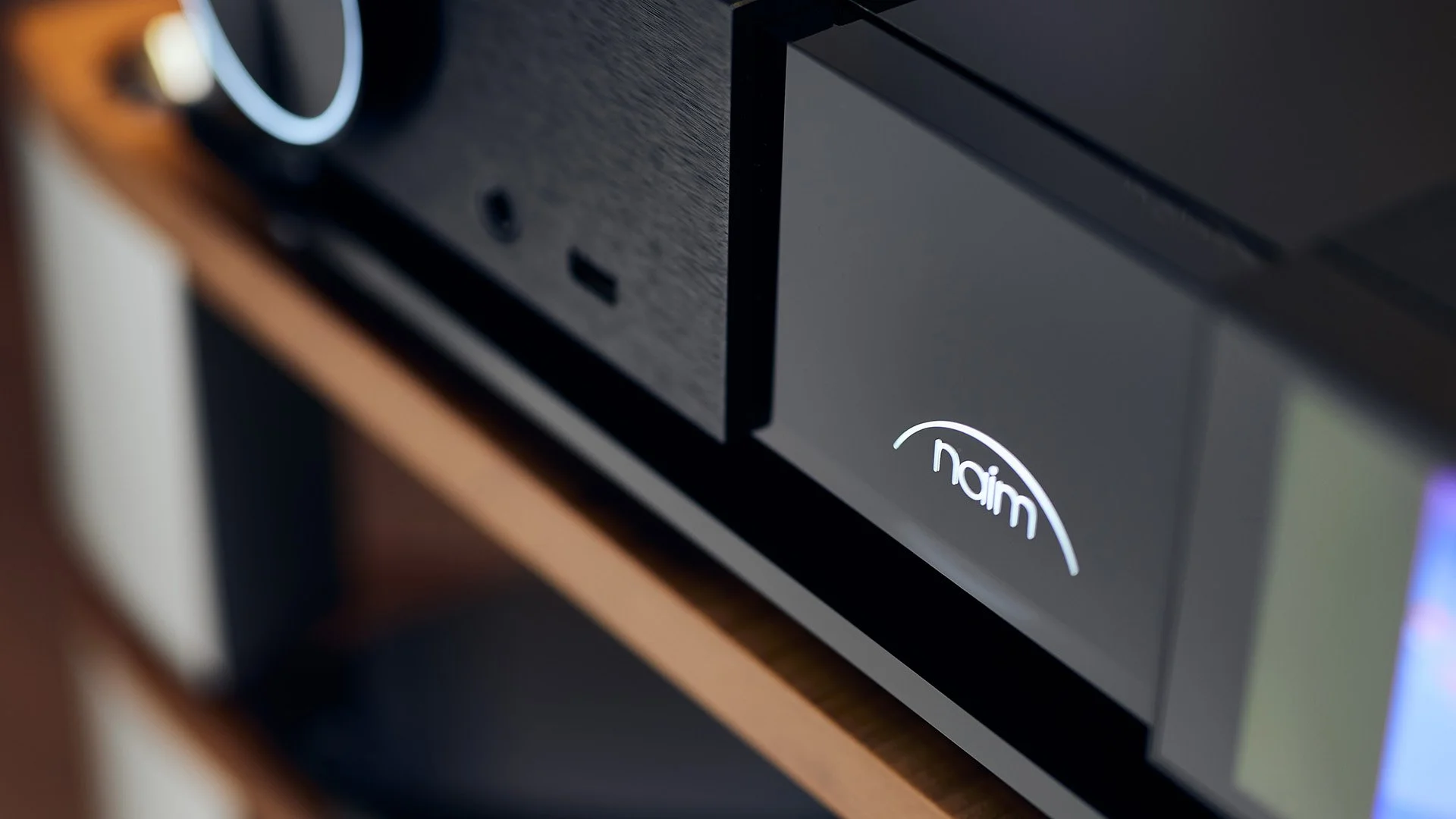 Naim Nsc 222 Streaming Preamplifier — Creative Audio In Winnipeg