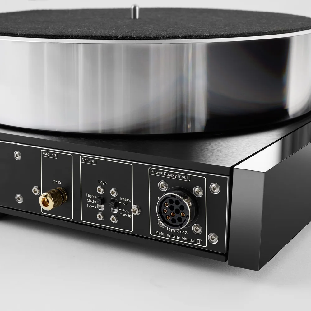 Naim Solstice Special Edition Turntable — Creative Audio in Winnipeg