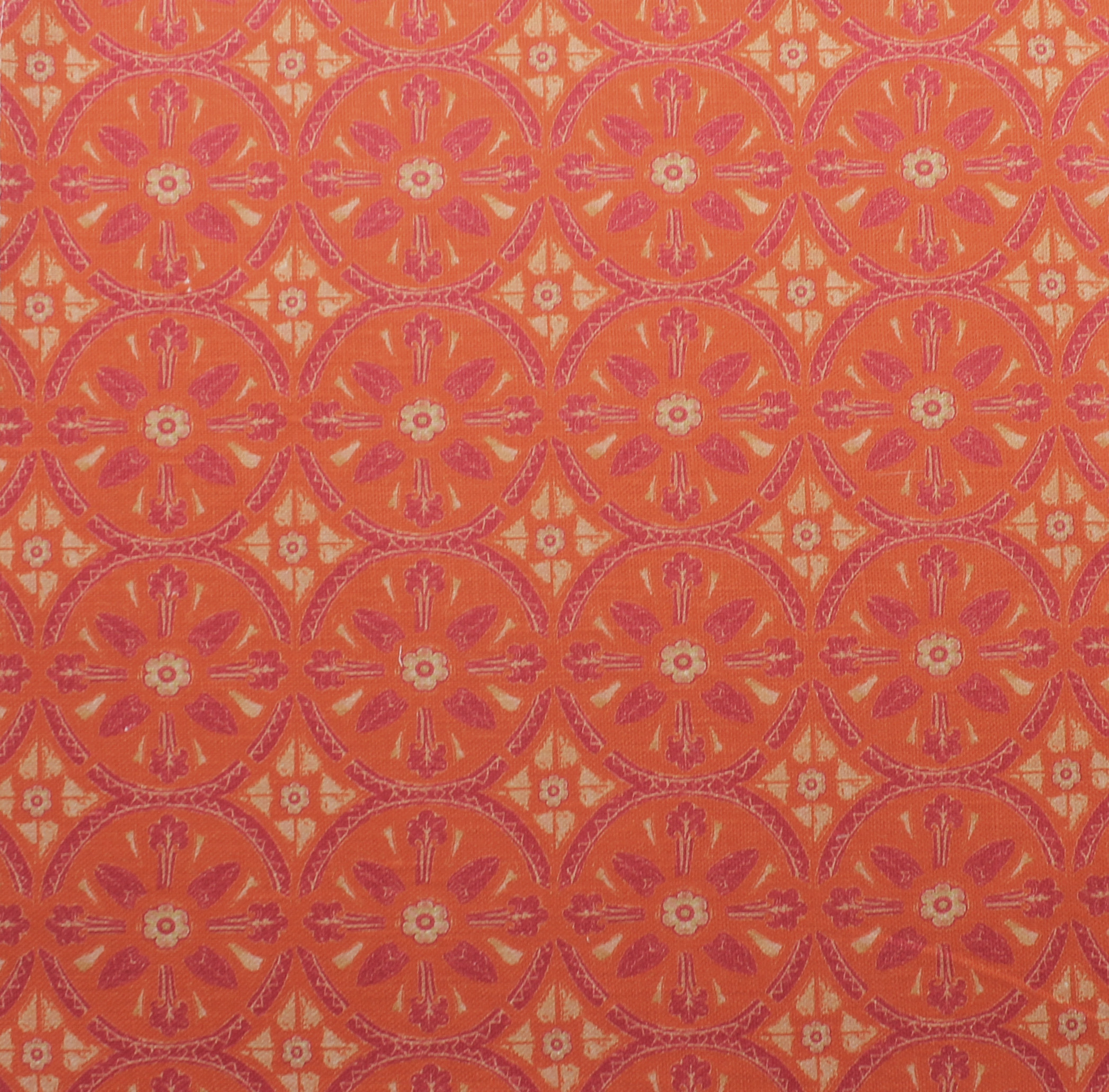 Petite Circle Batik — Betsy