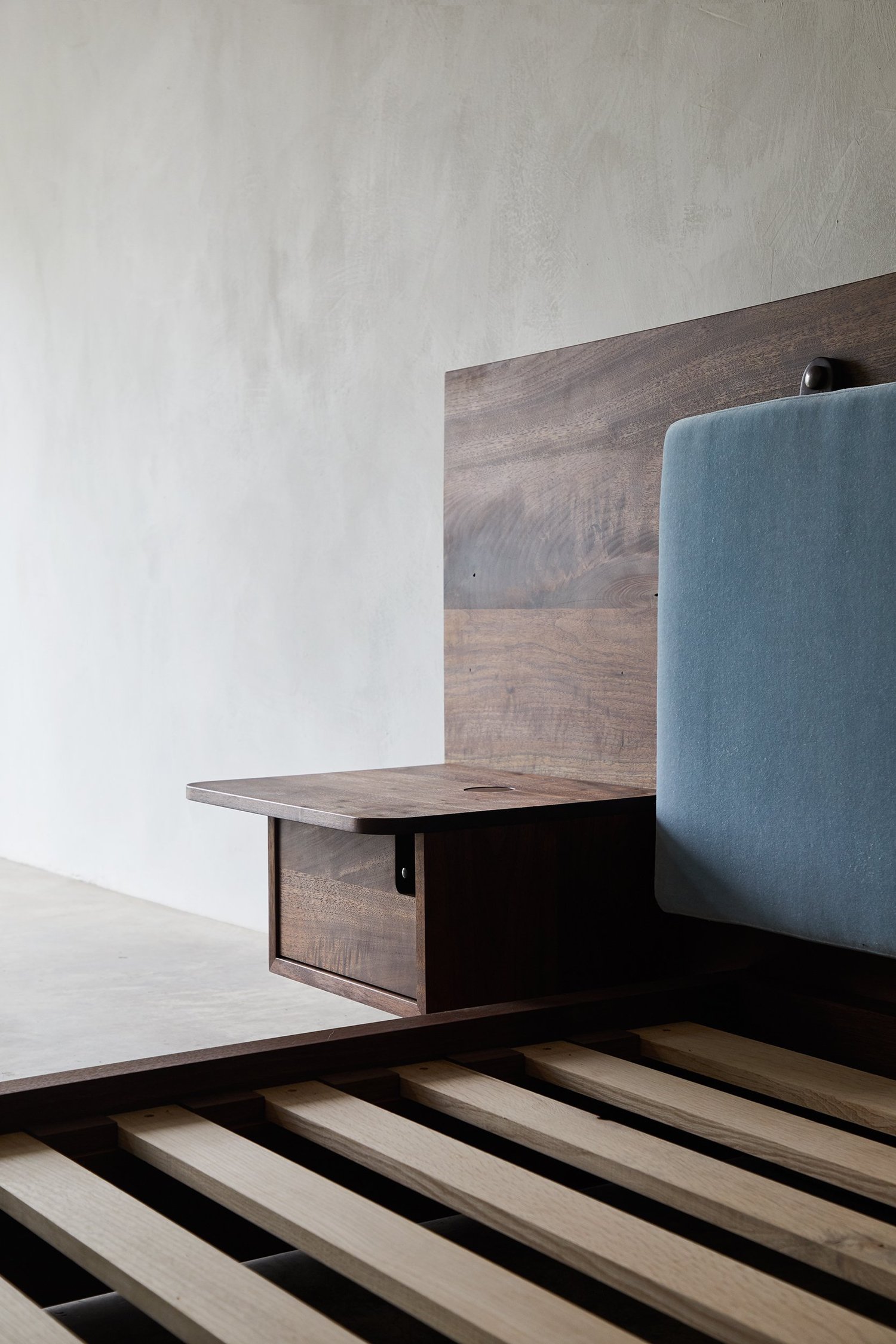 Ridge Platform Bed — fern