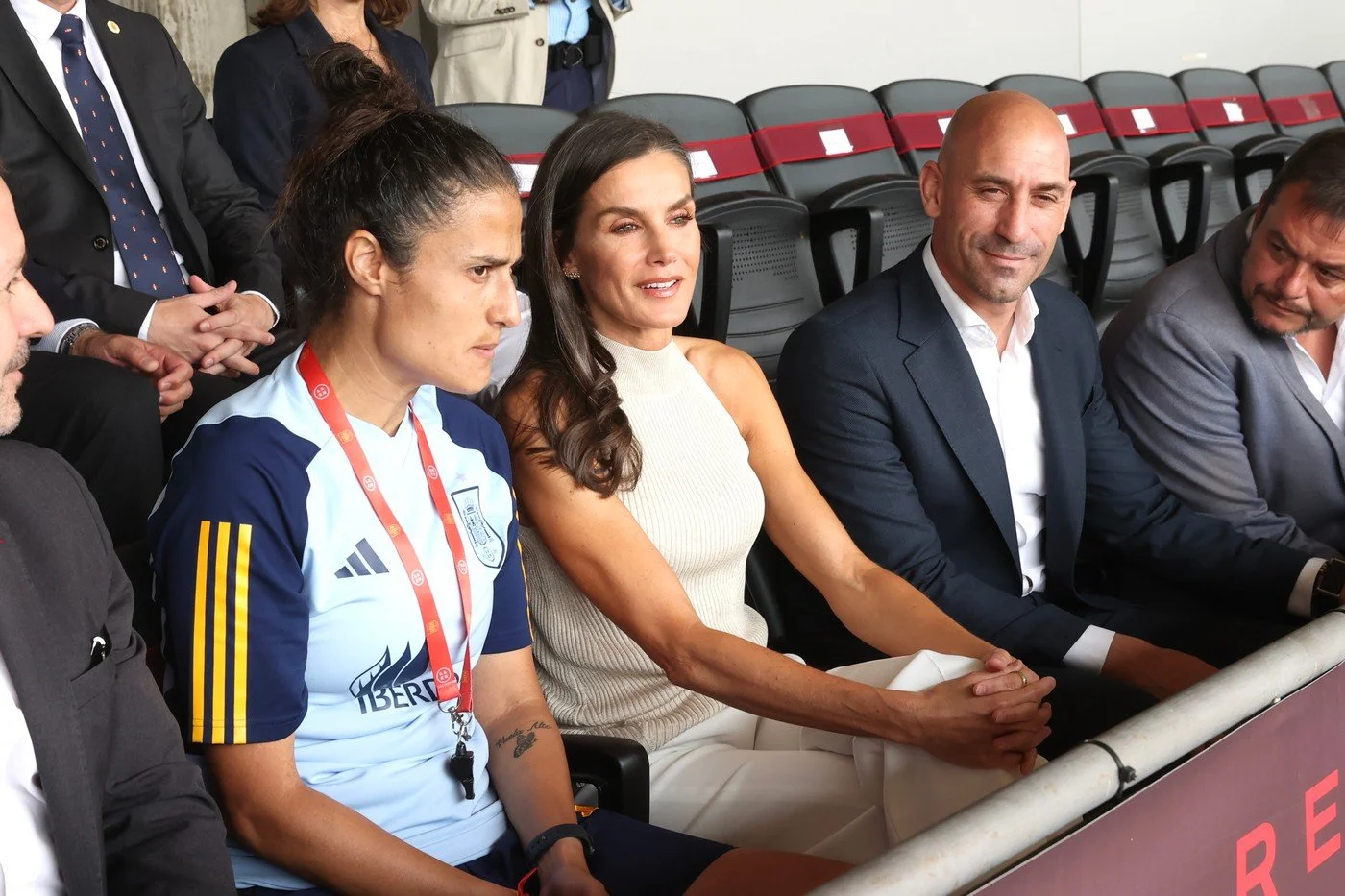 Queen Letizia meets the National Women's Football Team and the Student ...