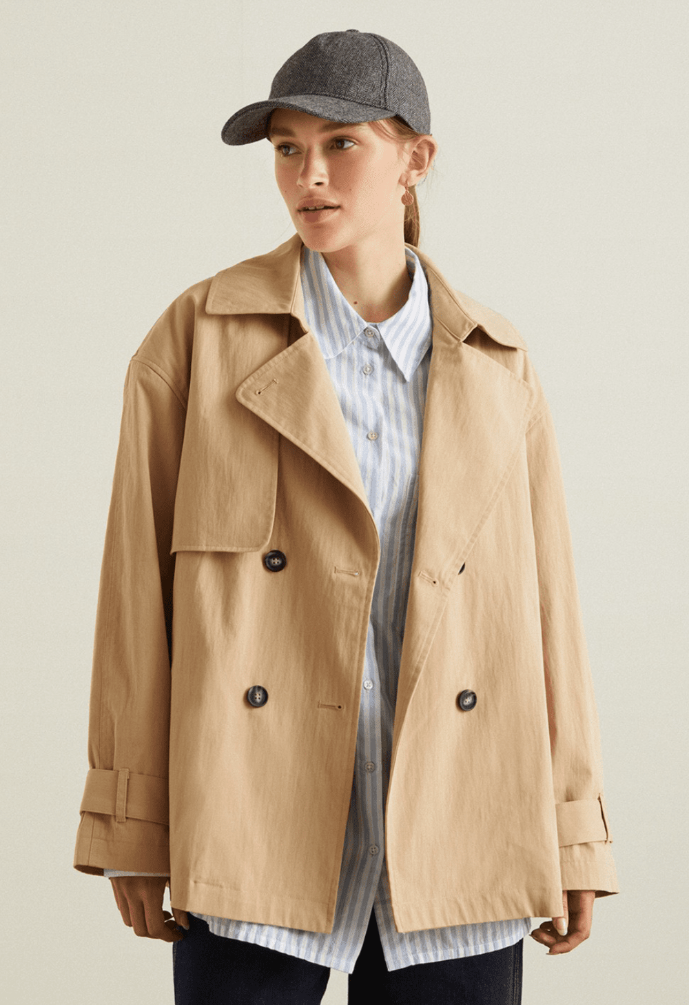 Yerse Short Double-Breasted Raincoat — UFO No More