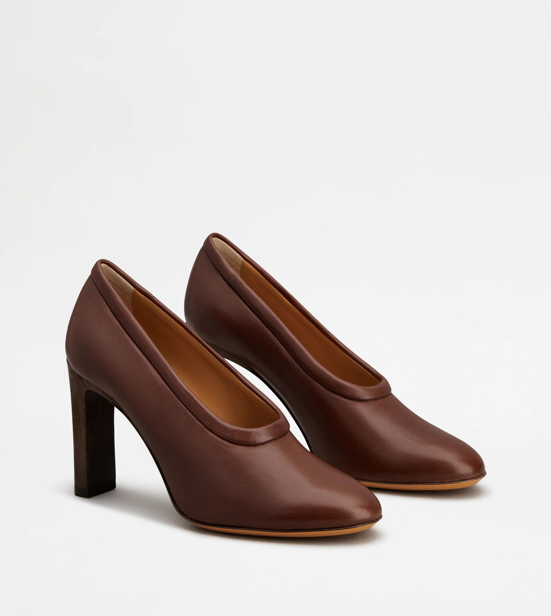 Tod's Round-Toe Pumps in Brown Nappa Leather — UFO No More