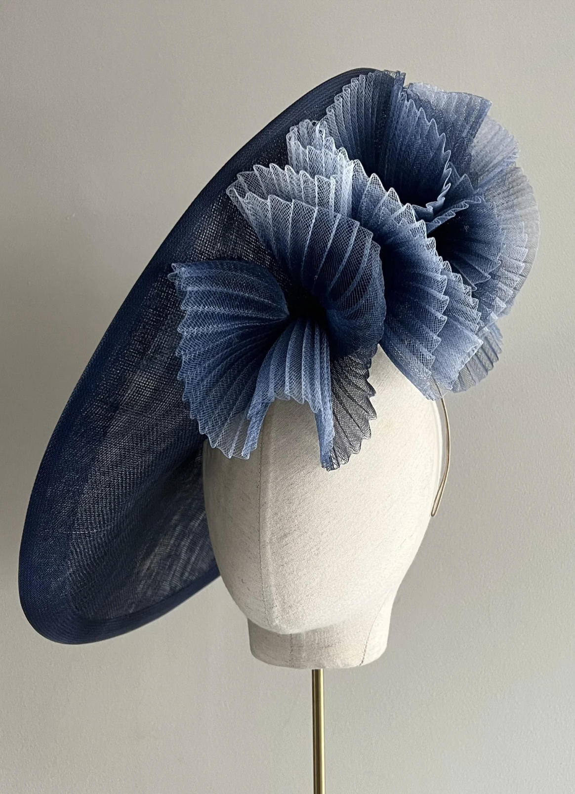 Jane Taylor Sliced Hat with Pleated Crin — UFO No More