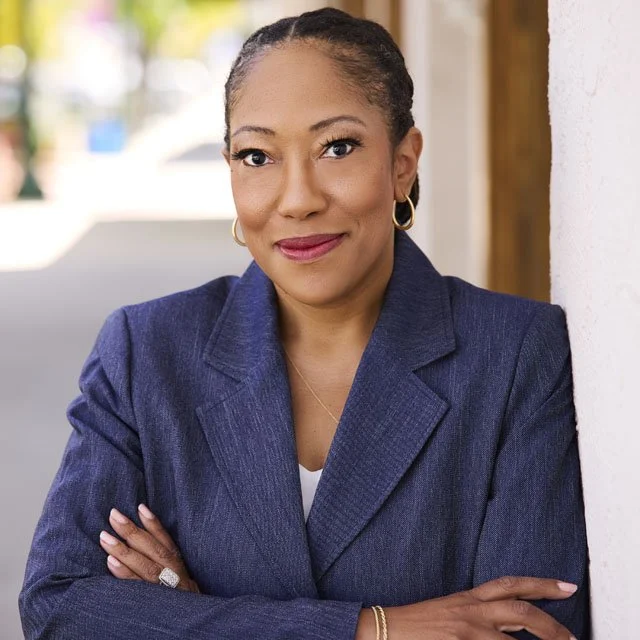 About — Angelica Brooks