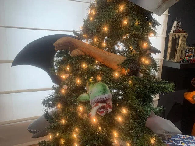 World's First Jaws Christmas Tree — The Daily Jaws