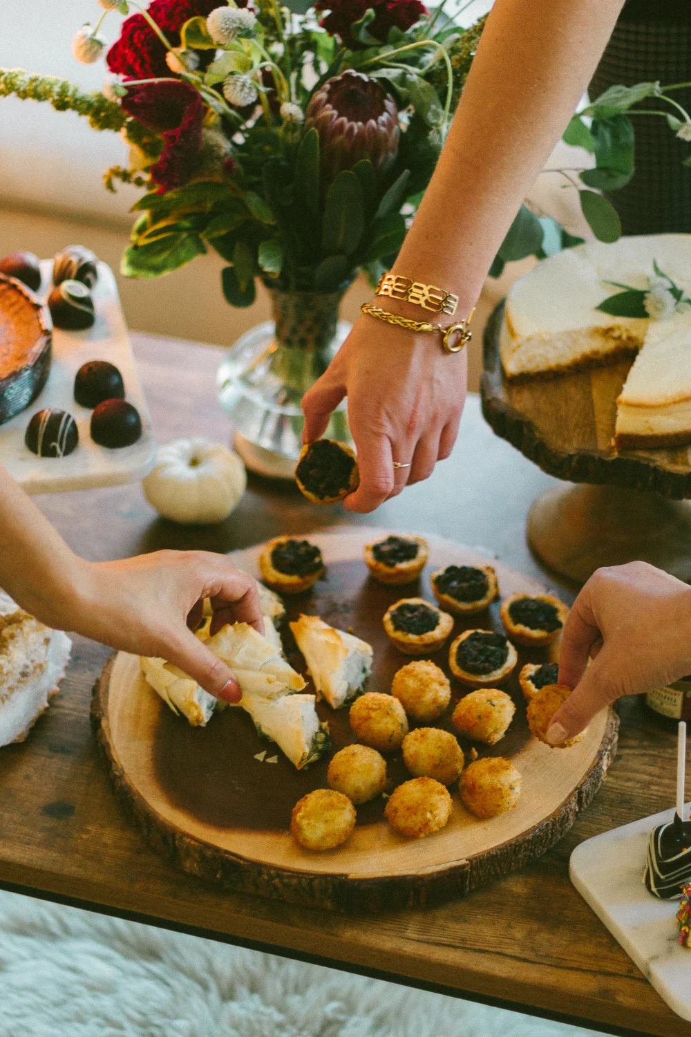 How to Throw a Fab Girls Night In — black & blooms