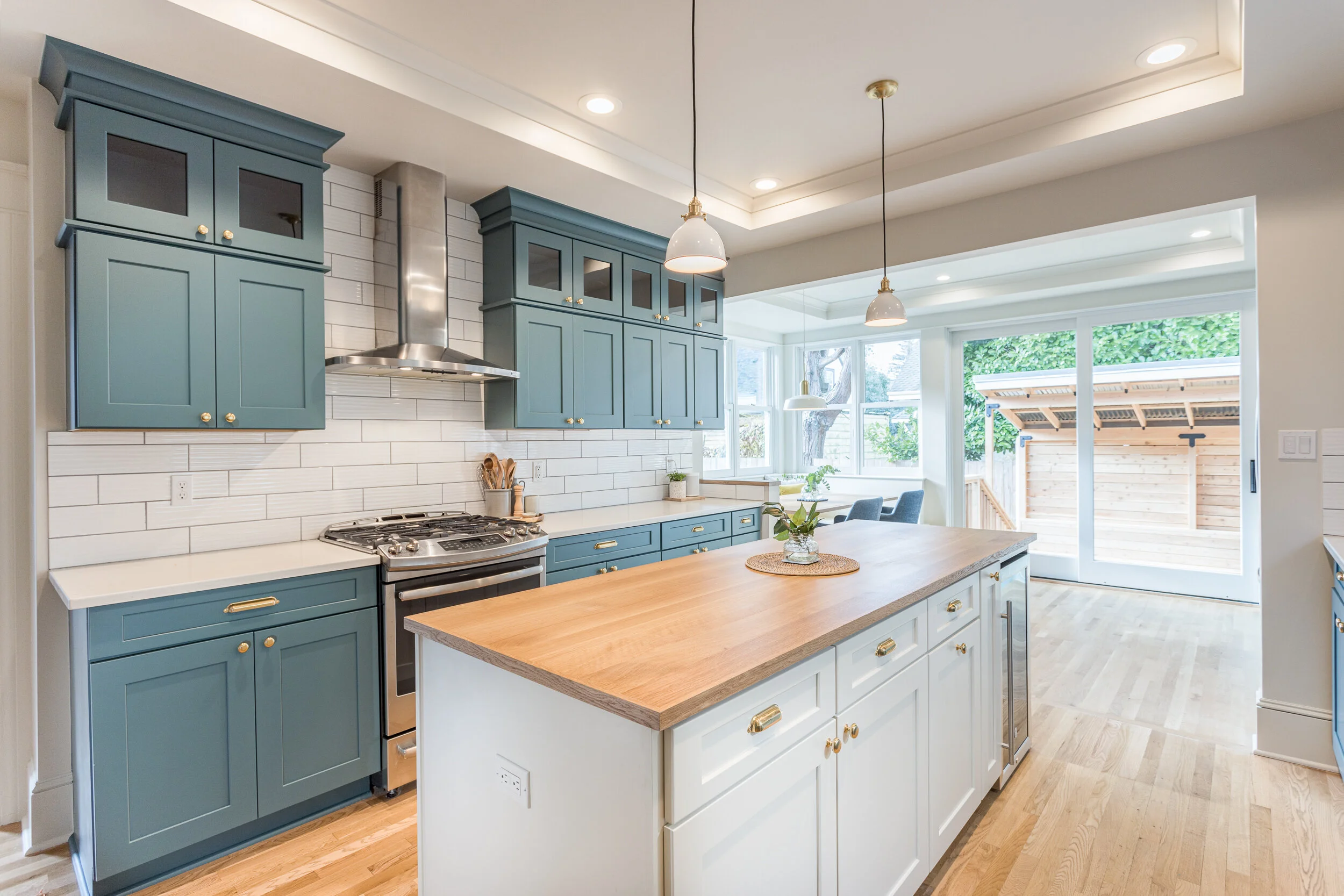 Jacksons Kitchen Cabinet