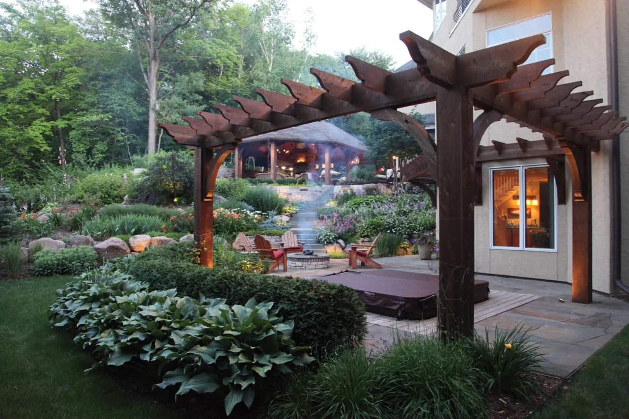 Mom's Design Build-Pergolas and Pavilions