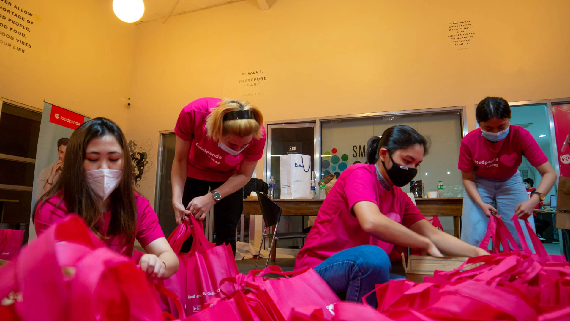 UPSIZE PH | A special Christmas package for foodpanda riders