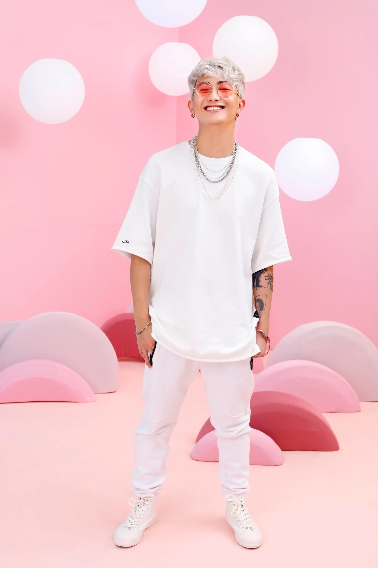 UPSIZE PH | Filipino Artist Nobrvnd Releases Tribute To Sexbomb Girls