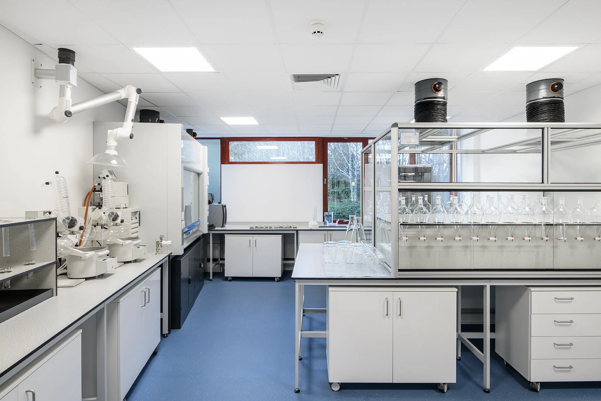 Office refurbishment and Laboratory fit-out — Amos Beech