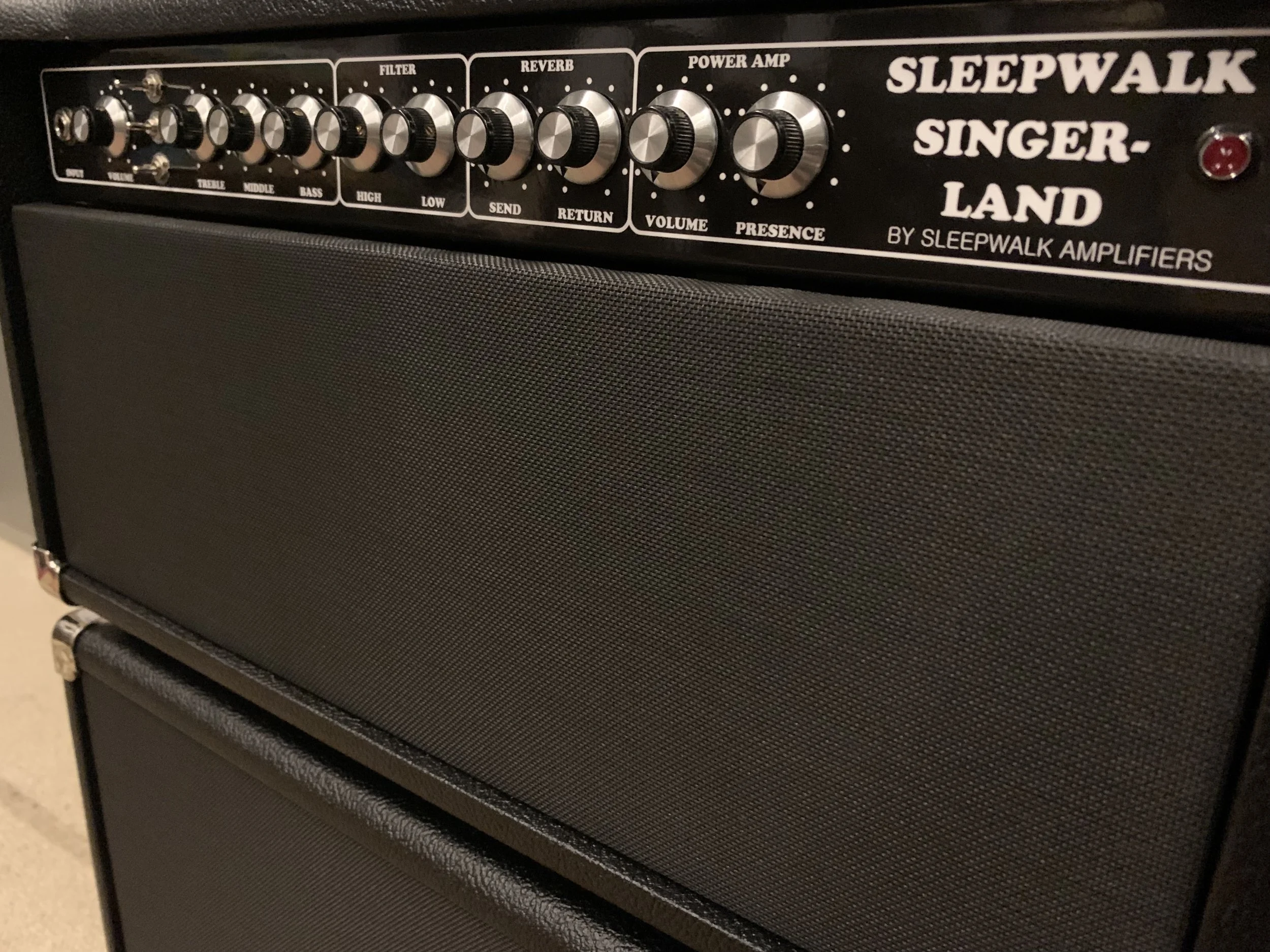 SINGER-LAND — sleepwalk amps