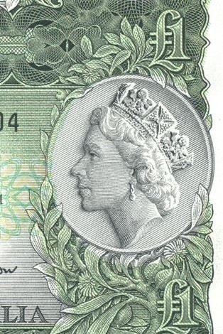 QUEEN ELIZABETH II: A WOMAN – AND PORTRAIT – FOR THE AGES — Note ...