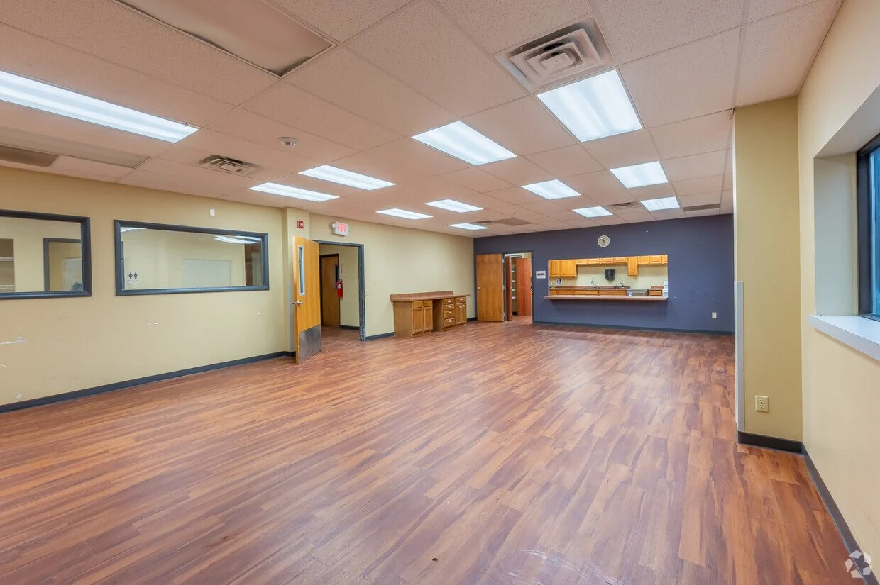 1508 NW Vivion Rd — Eastbrook Properties