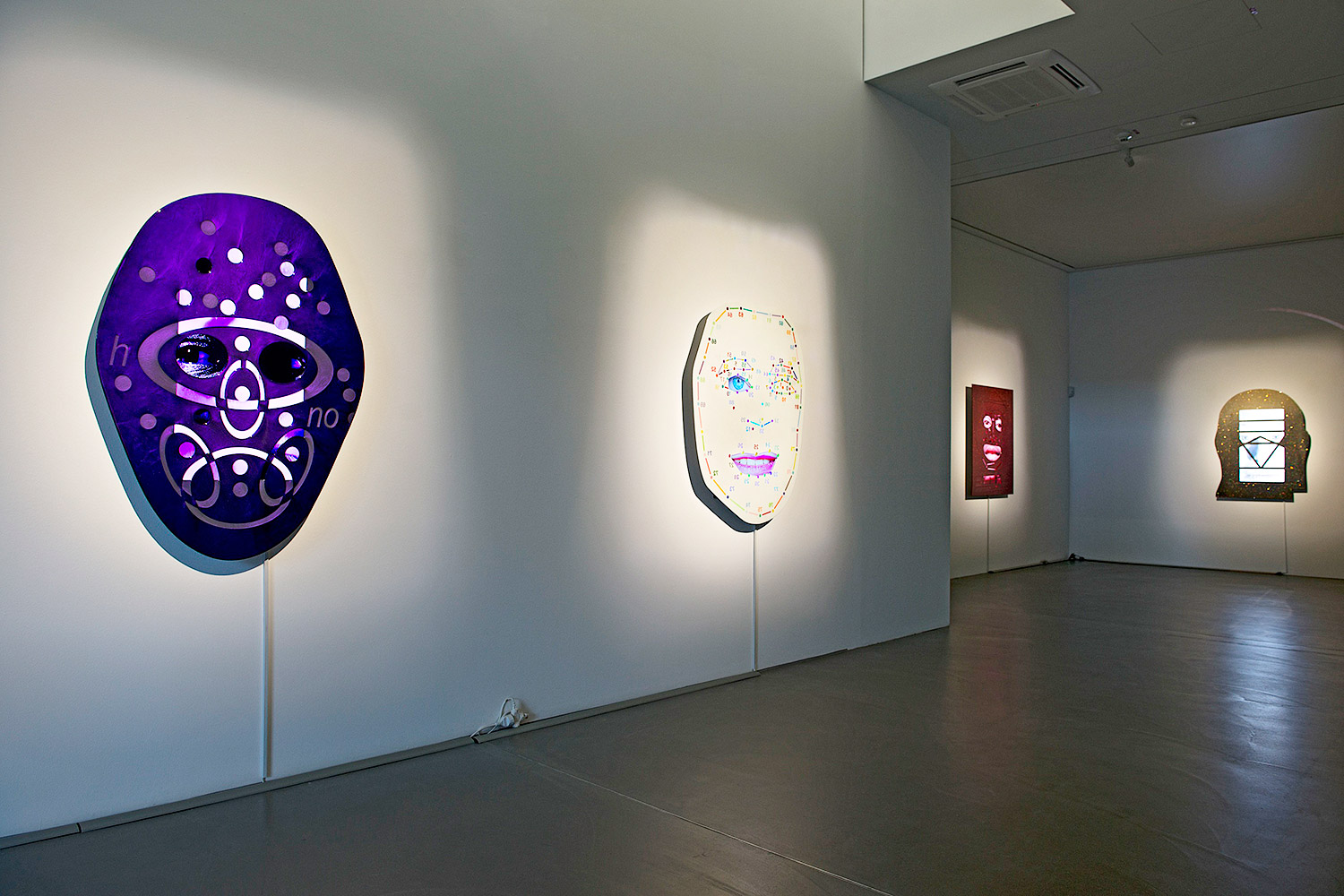 Tony Oursler / gallery