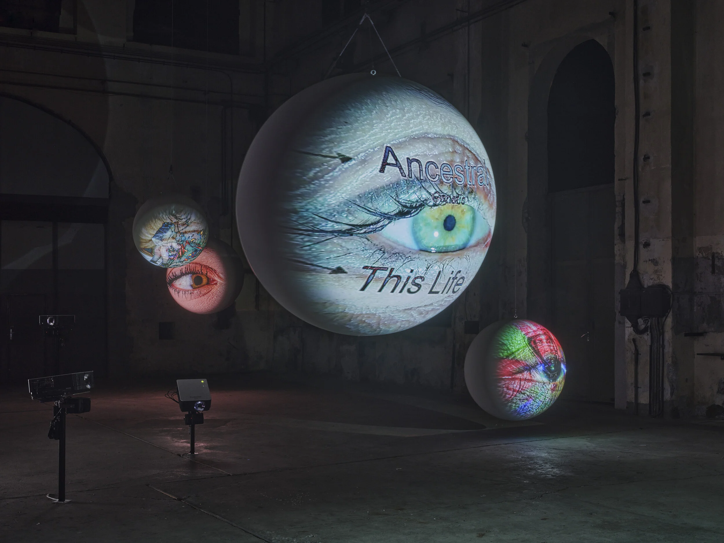 Tony Oursler / gallery