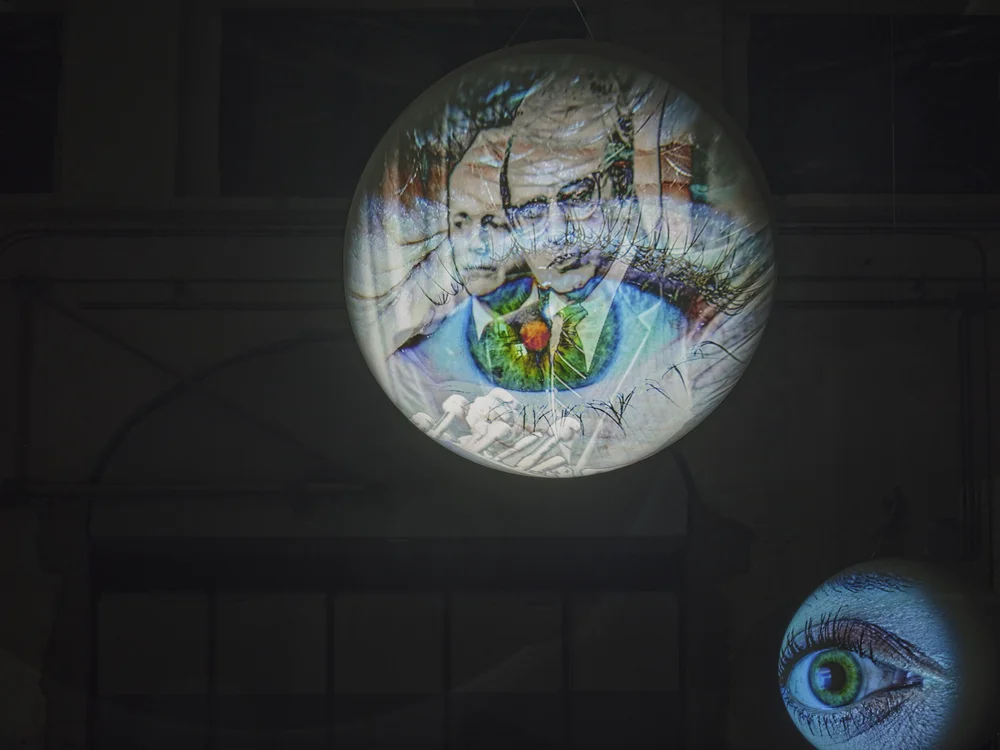 Tony Oursler / gallery