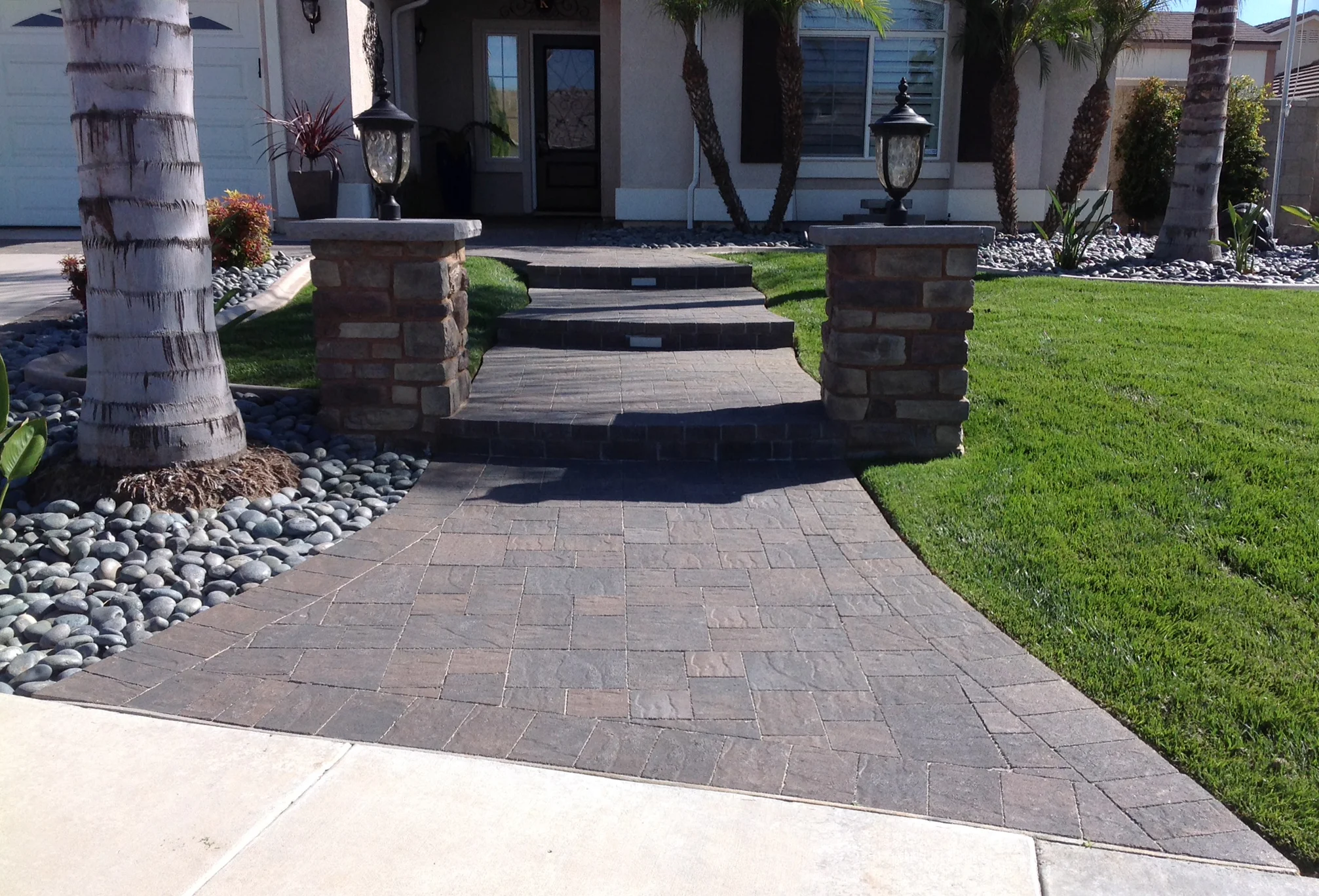 Custom concrete and masonry entryways. — SIEVERS CONSTRUCTION