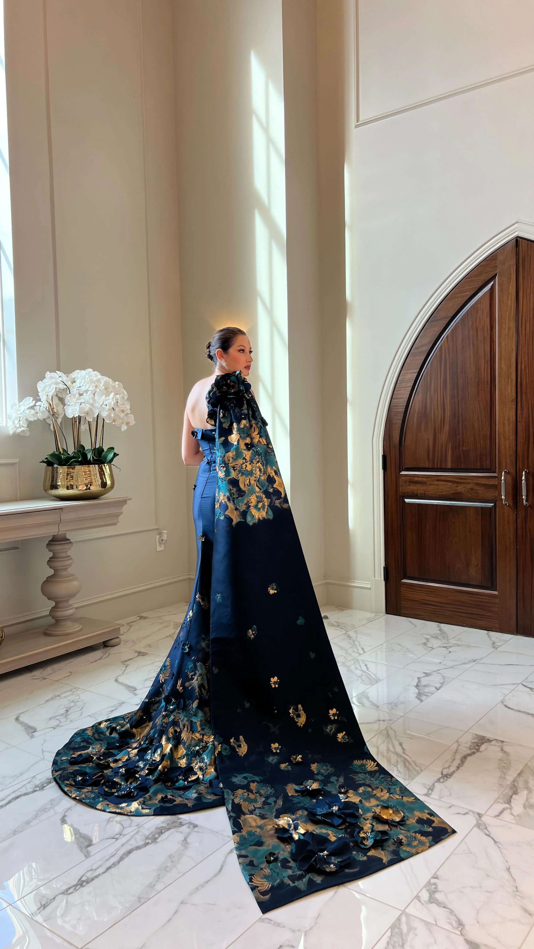 Elizabeth Lee Bridal