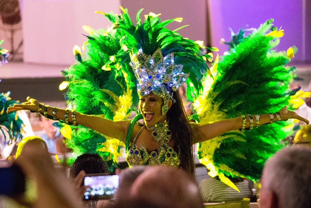Brazilian Samba Dance Entertainment – Home