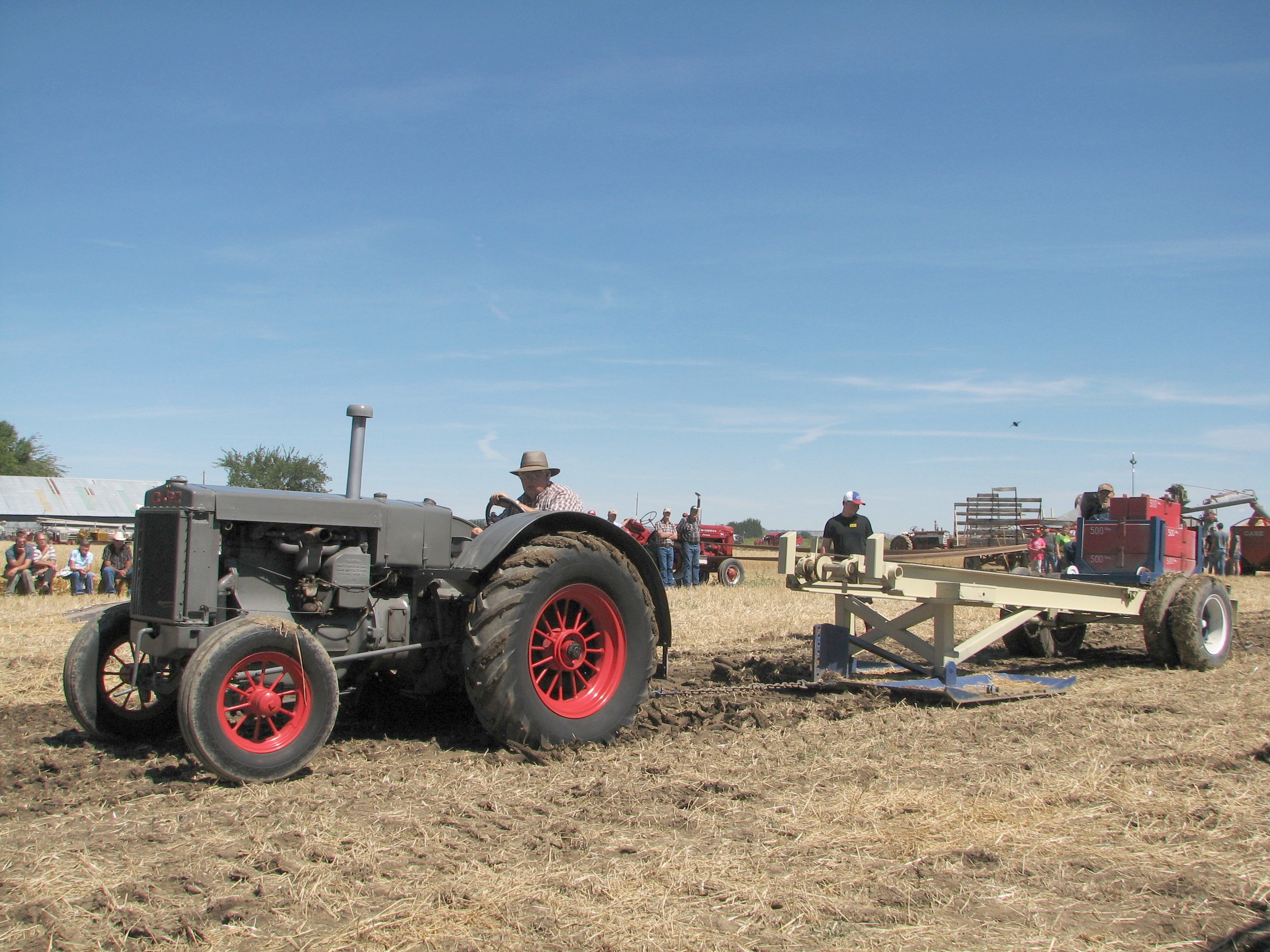 ANTIQUE TRACTOR CLUB