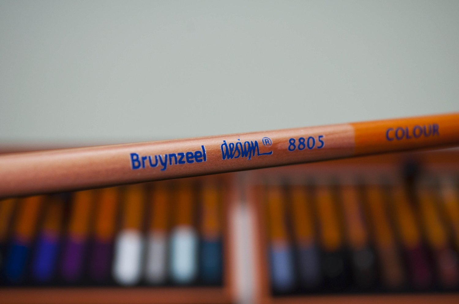 Bruynzeel Design Review — The Art Gear Guide