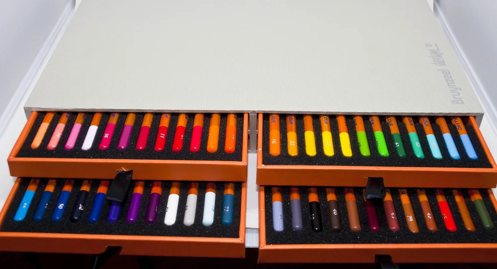 Bruynzeel Design Review — The Art Gear Guide